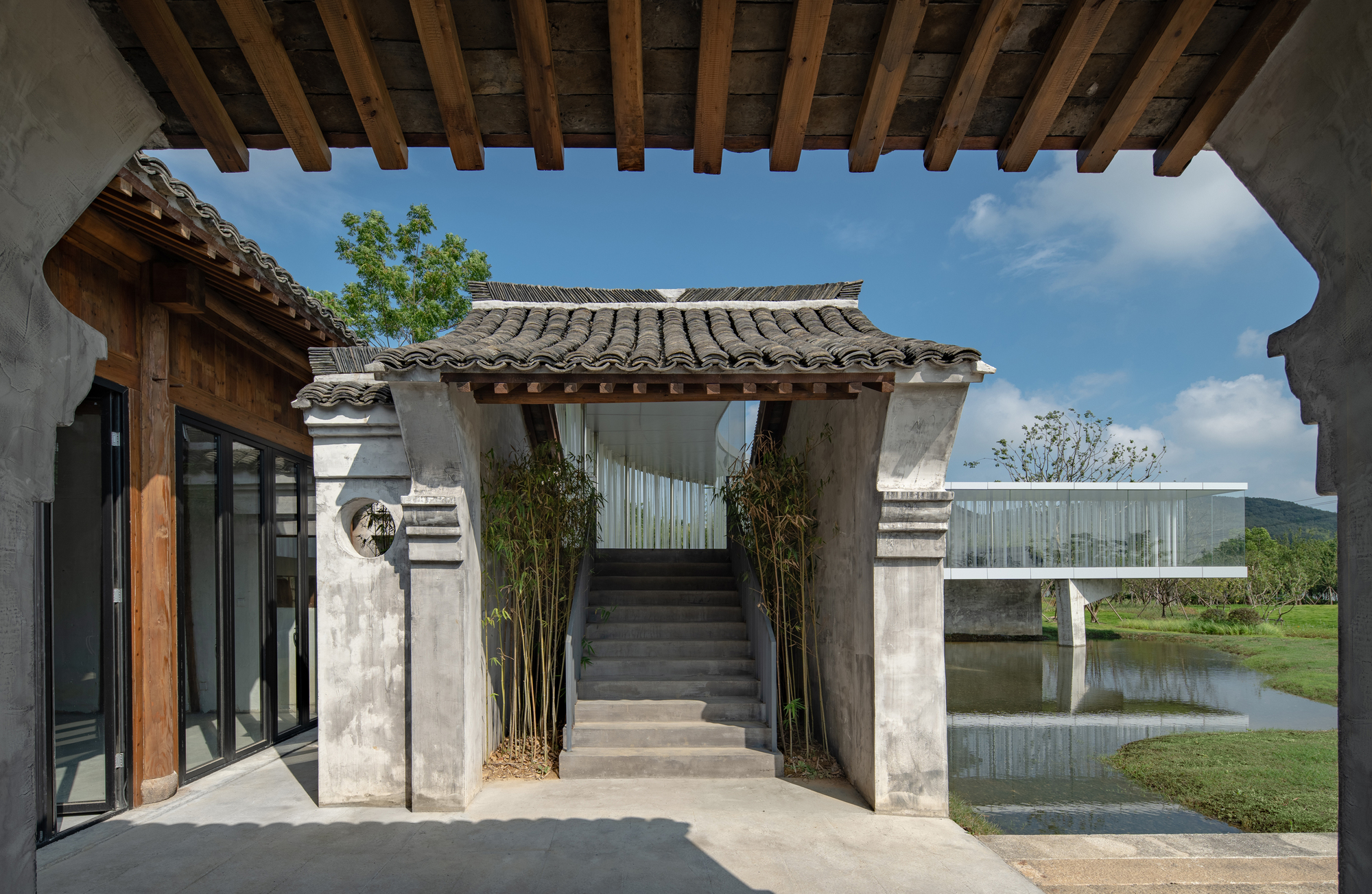 Galería de Casa de té junto al lago / Domain Architects - 17