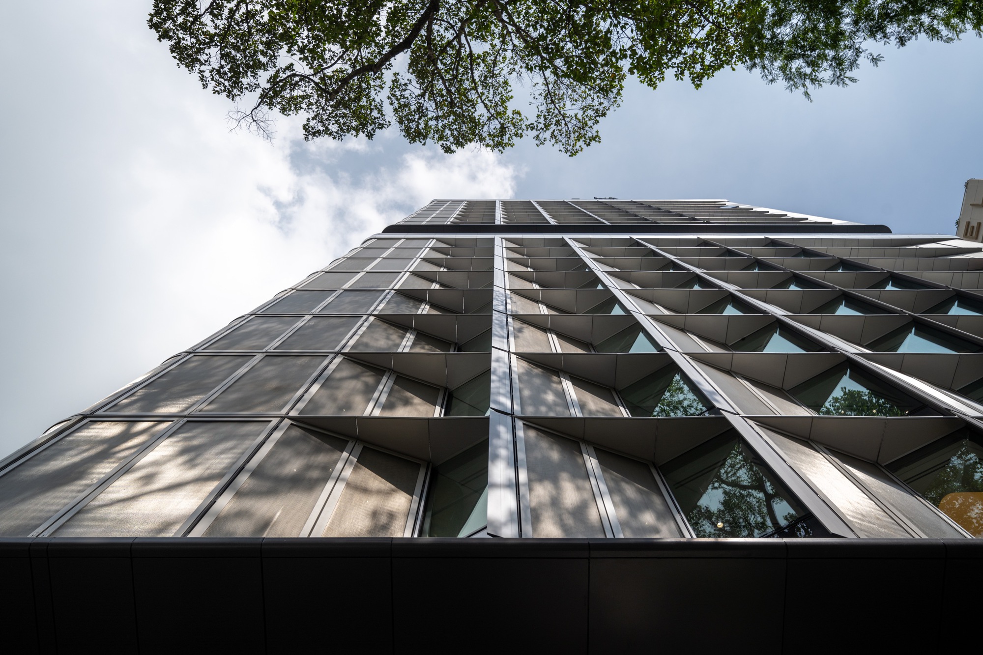 Gallery of Techcombank Headquarters Ho Chi Minh City / Foster + Partners - 7