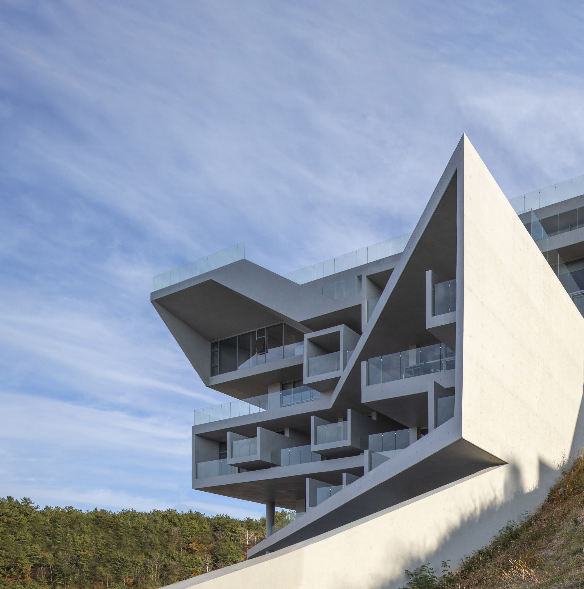 Gallery of Fort Port / Heesoo Kwak and IDMM Architects - 4