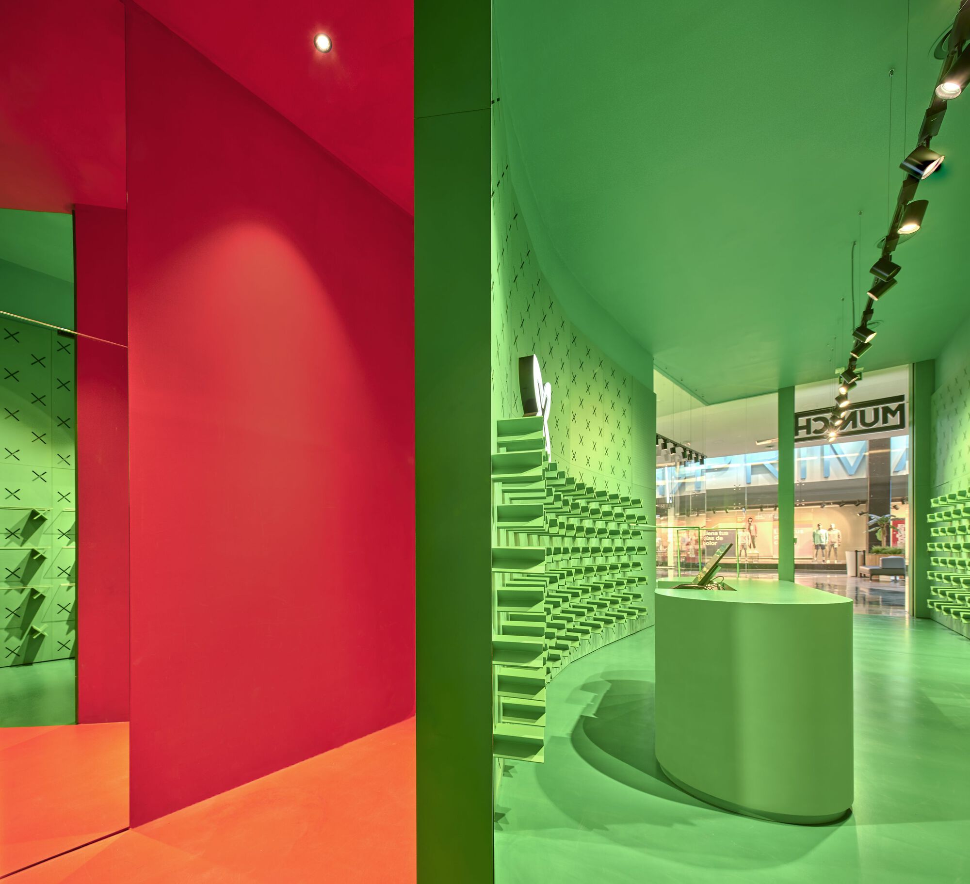 Galería de CHROMA / Studio Animal - 5