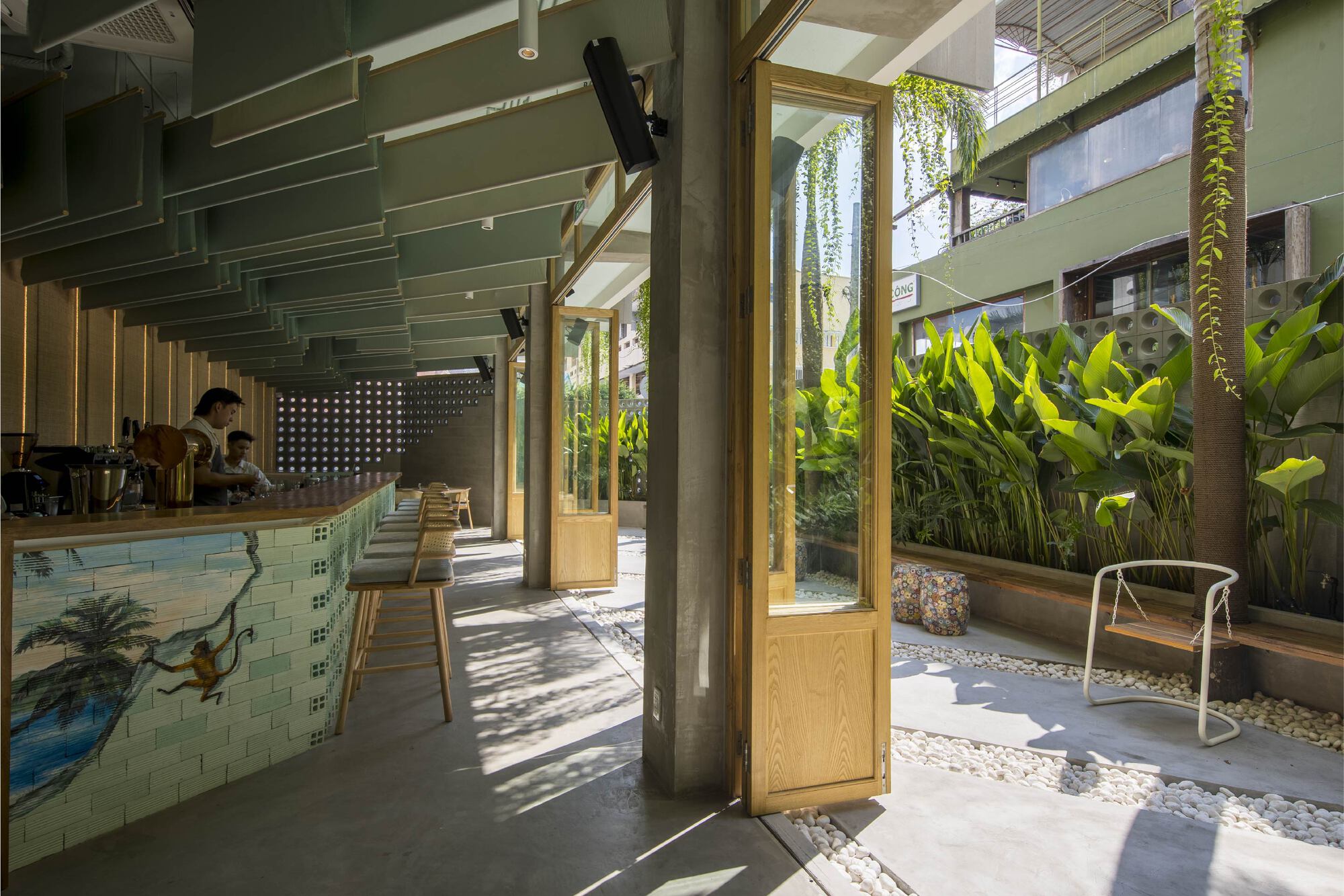 Gallery of Ola Hale Restaurant & Bar / CHIO Architects + Baris Arch | DX - 11