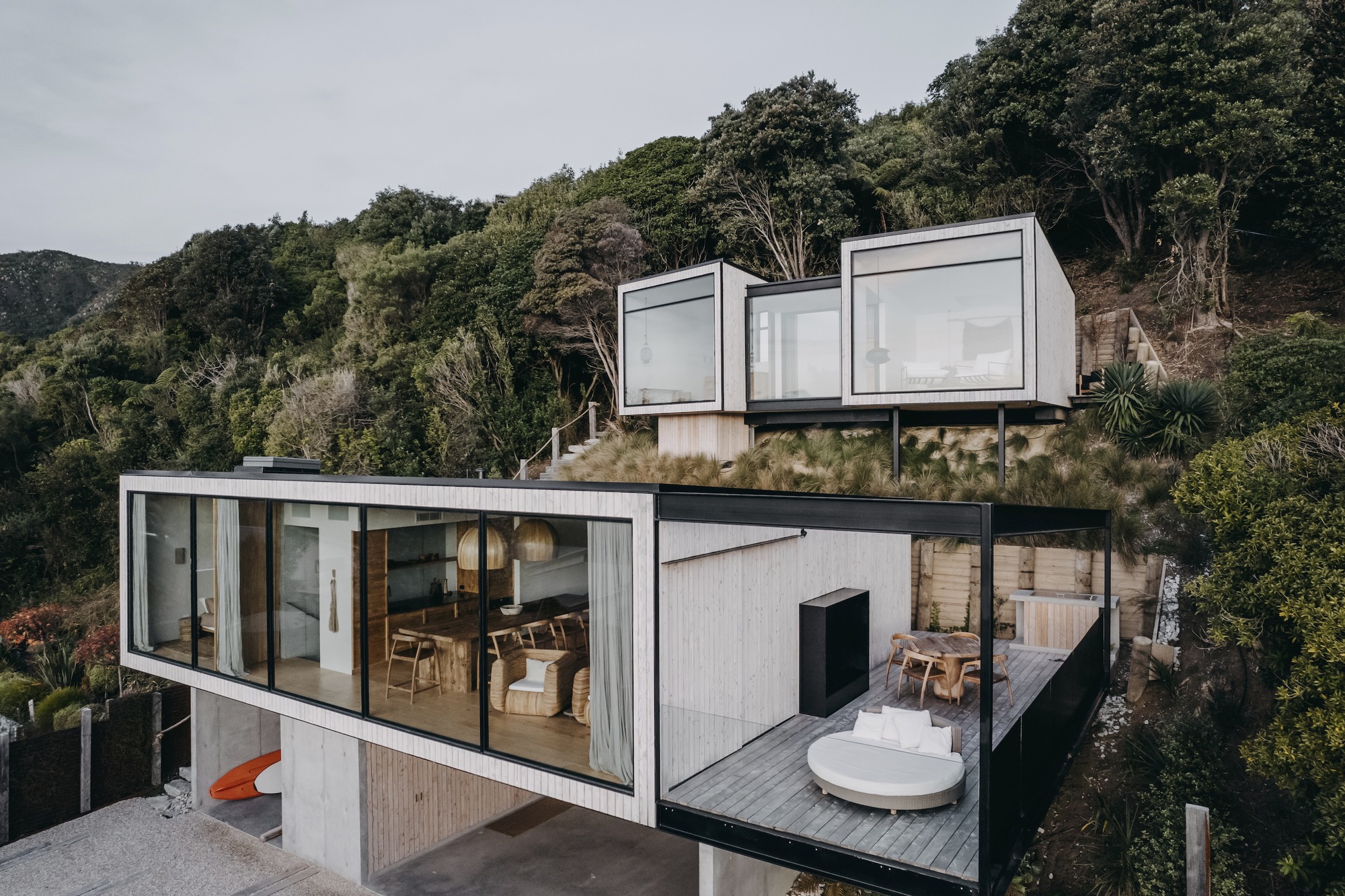 Gallery of Ligar Bay Bach House / Young Architects - 2