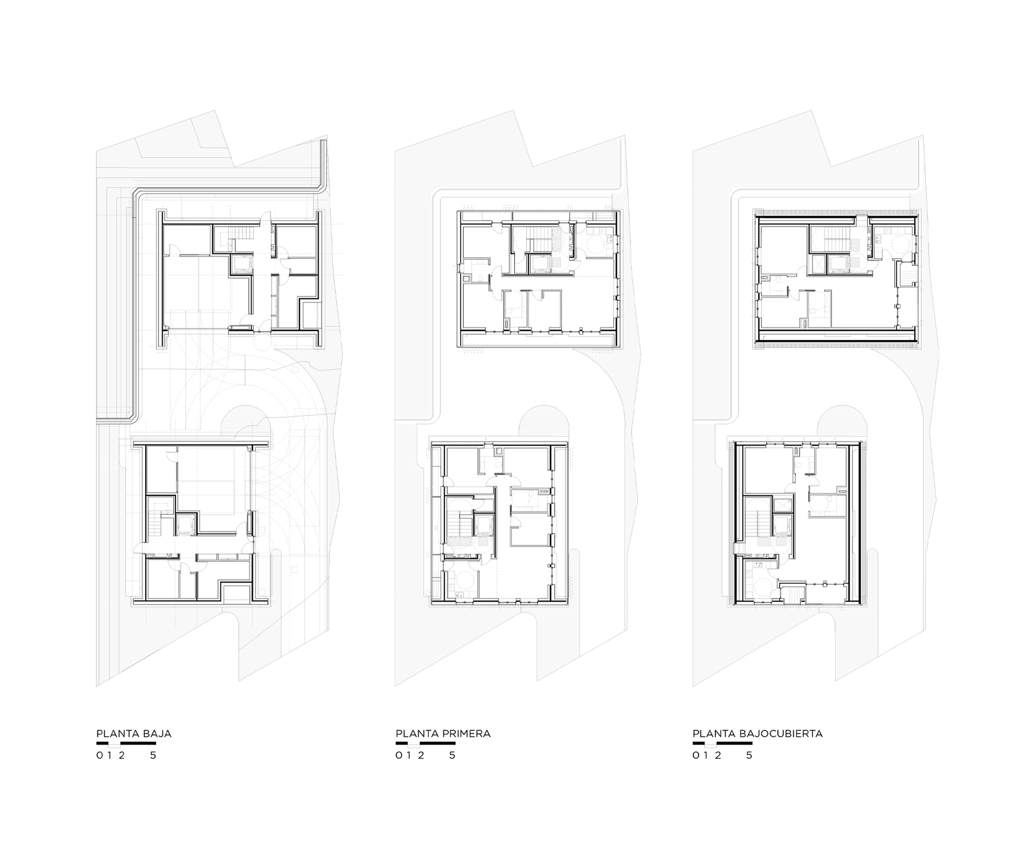 Gallery of Housing in Garralda / Nazareth Gutierrez Franco + Rodrigo ...