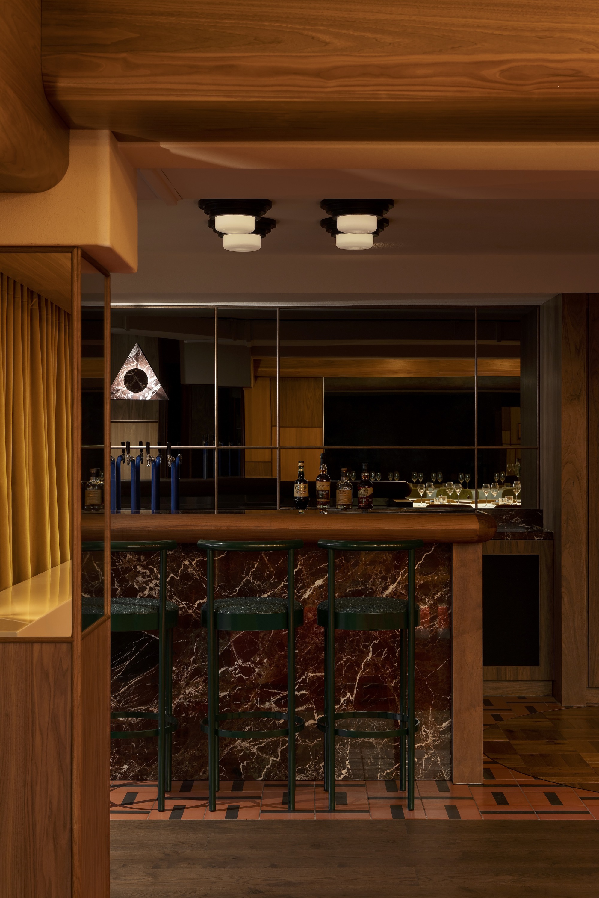 Gallery of Fugazzi Basement Bar / studio gram - 8