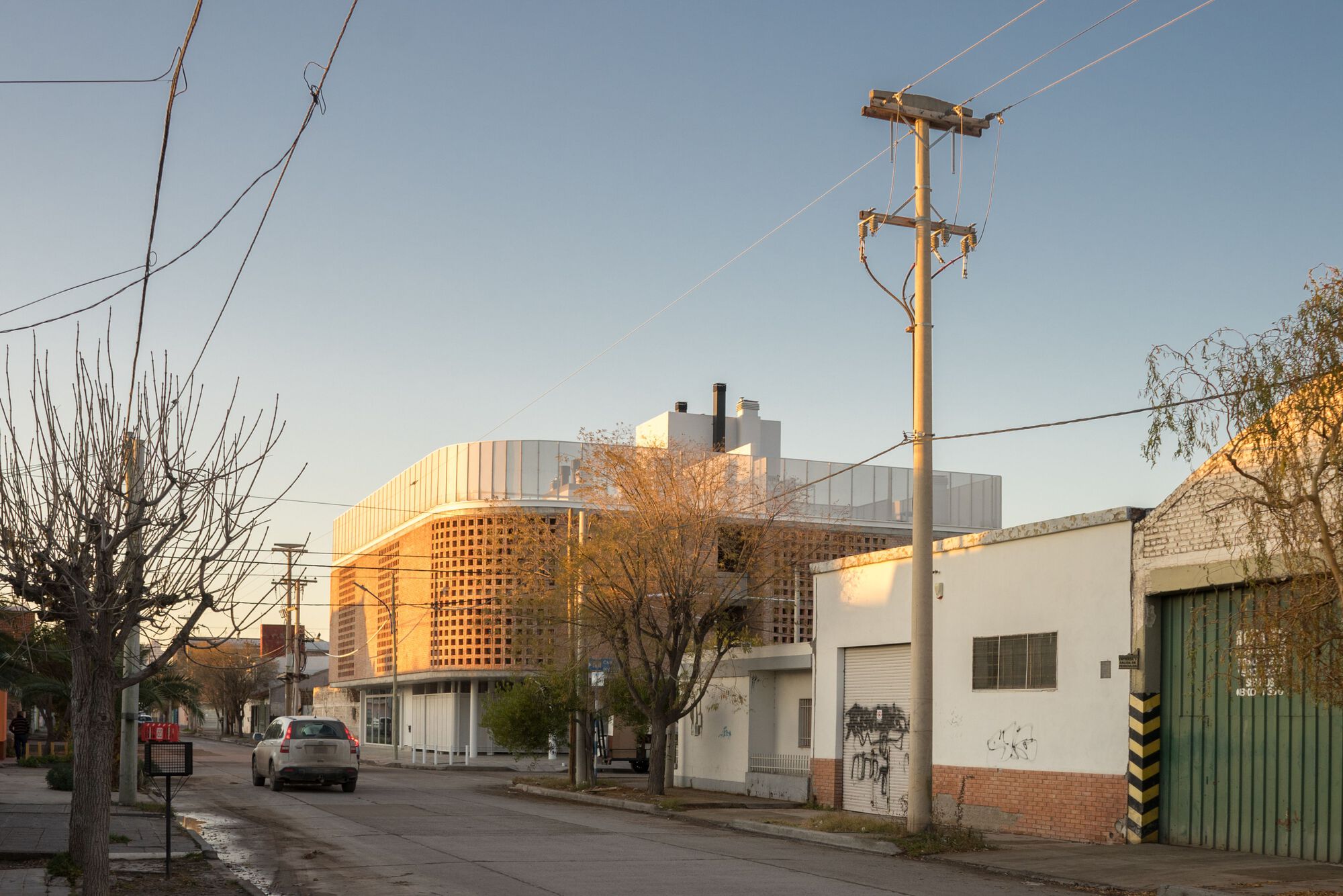 Gallery of Chile 893 Building / Arq. Natalia Leves - 13