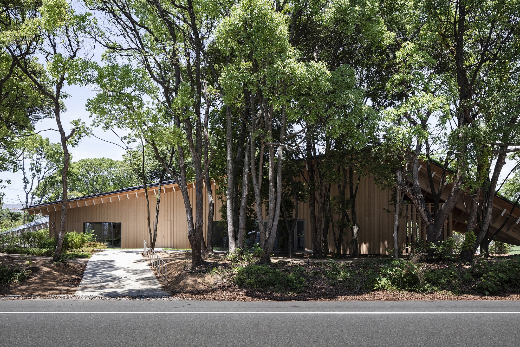 Gallery of KANEKA Wellness Center / Kengo Kuma & Associates + TAISEI ...