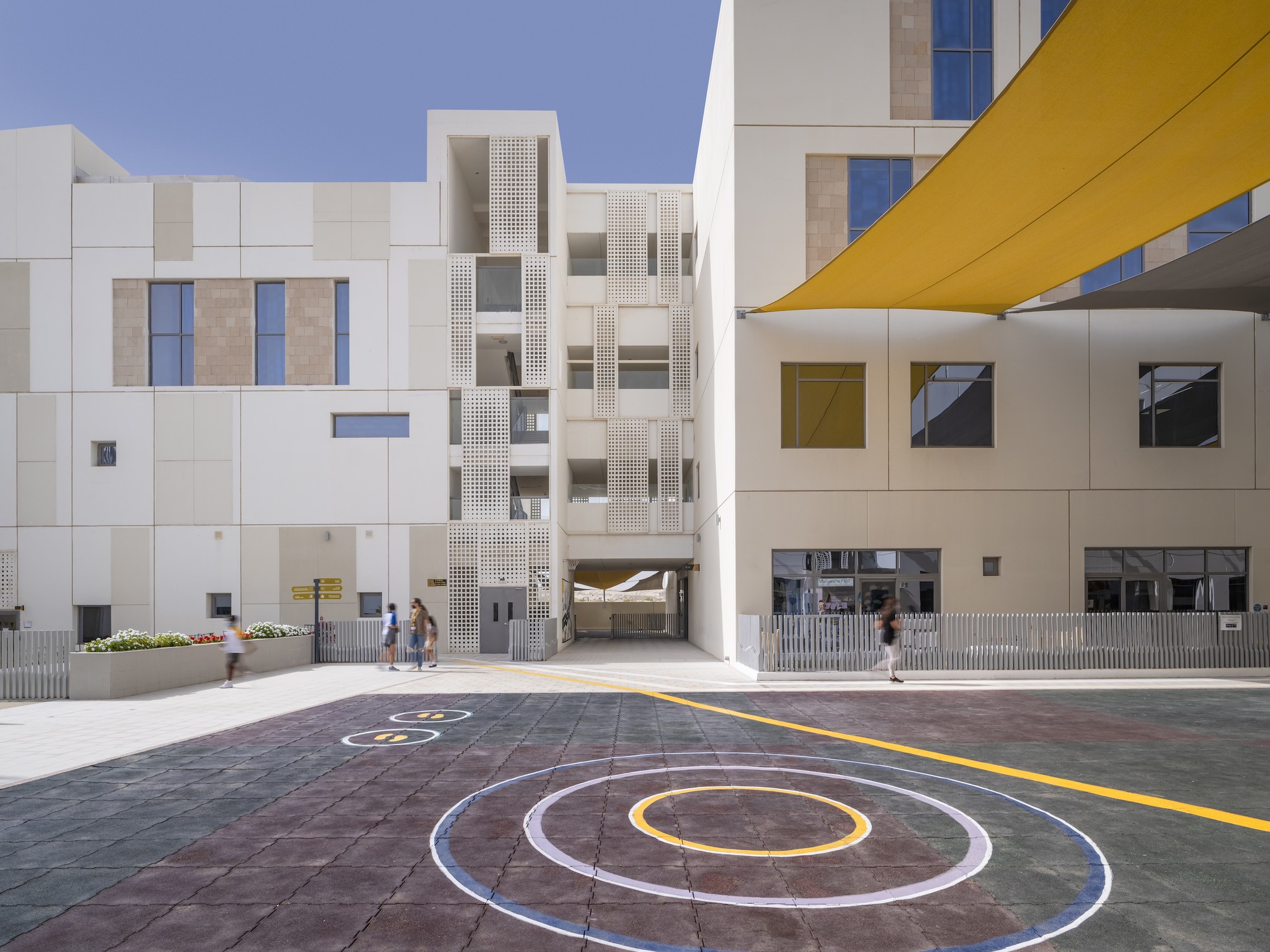 Gallery of South View School / R+D Studio - 2