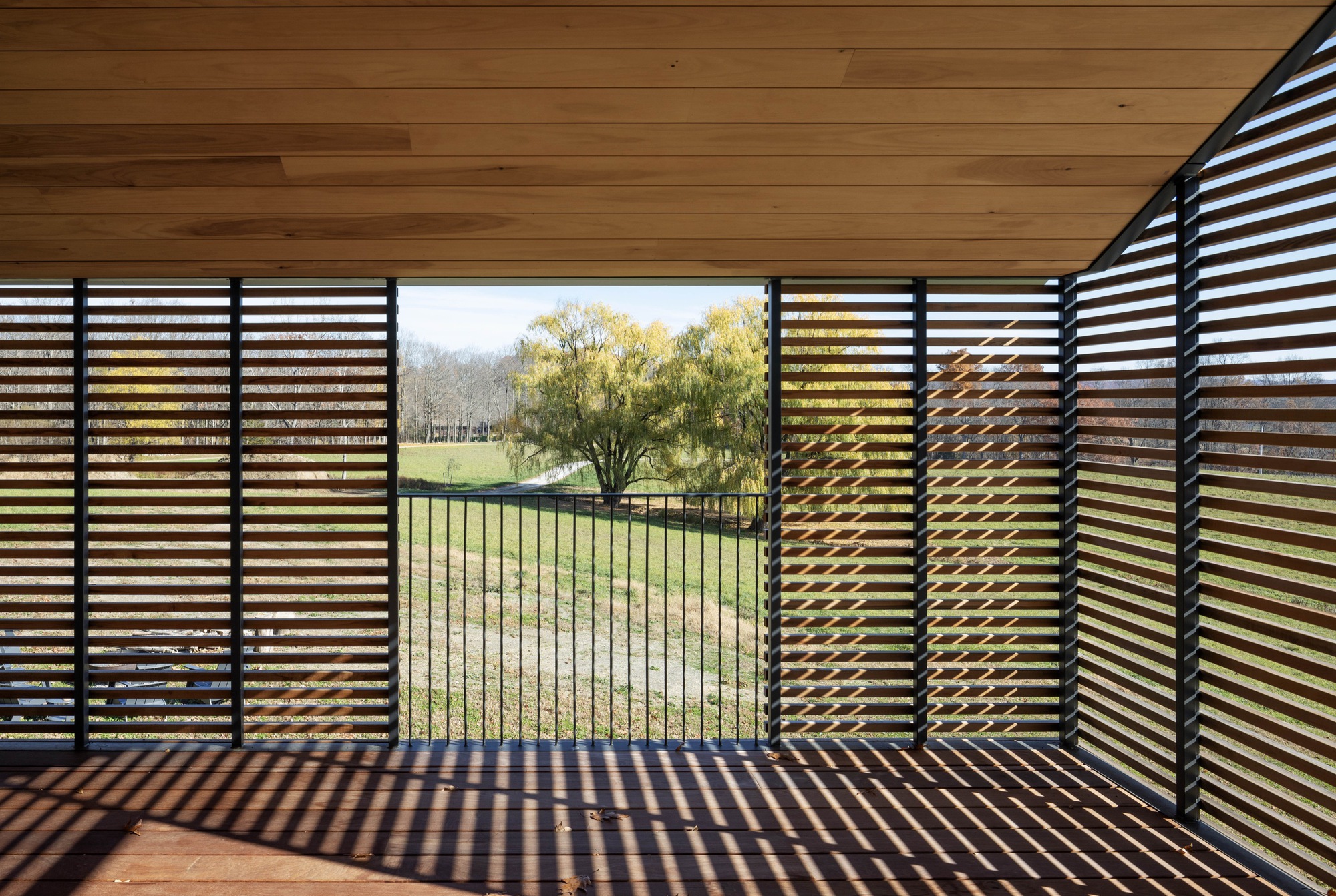 Gallery of House Between Forest and Field / nArchitects - 9