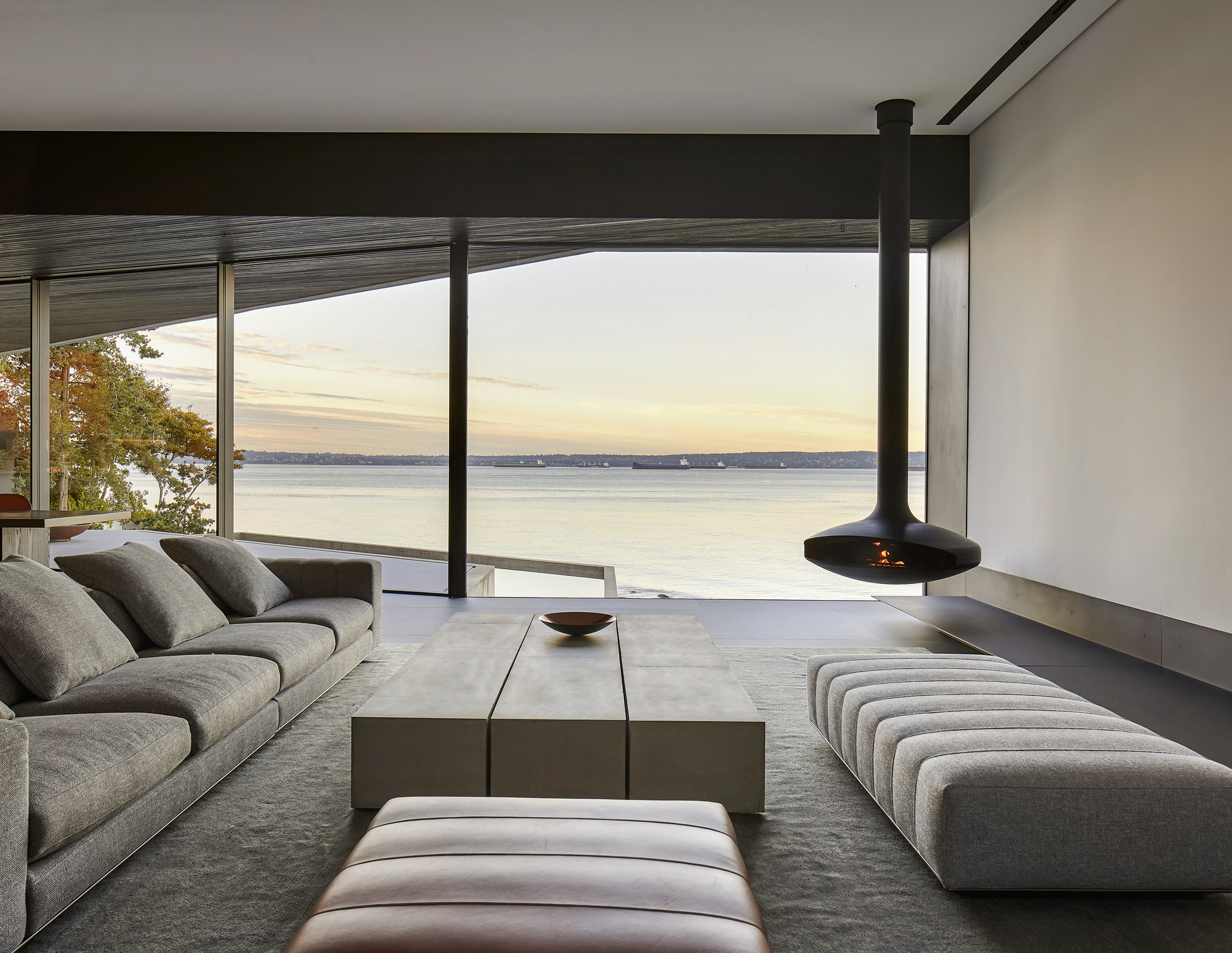 Gallery of Liminal House / Mcleod Bovell Modern Houses - 37