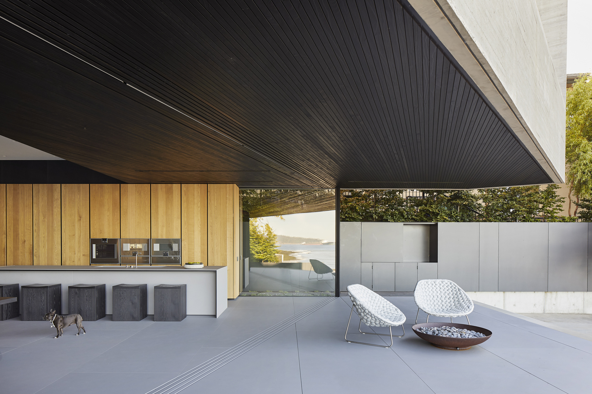 Gallery of Liminal House / Mcleod Bovell Modern Houses - 19