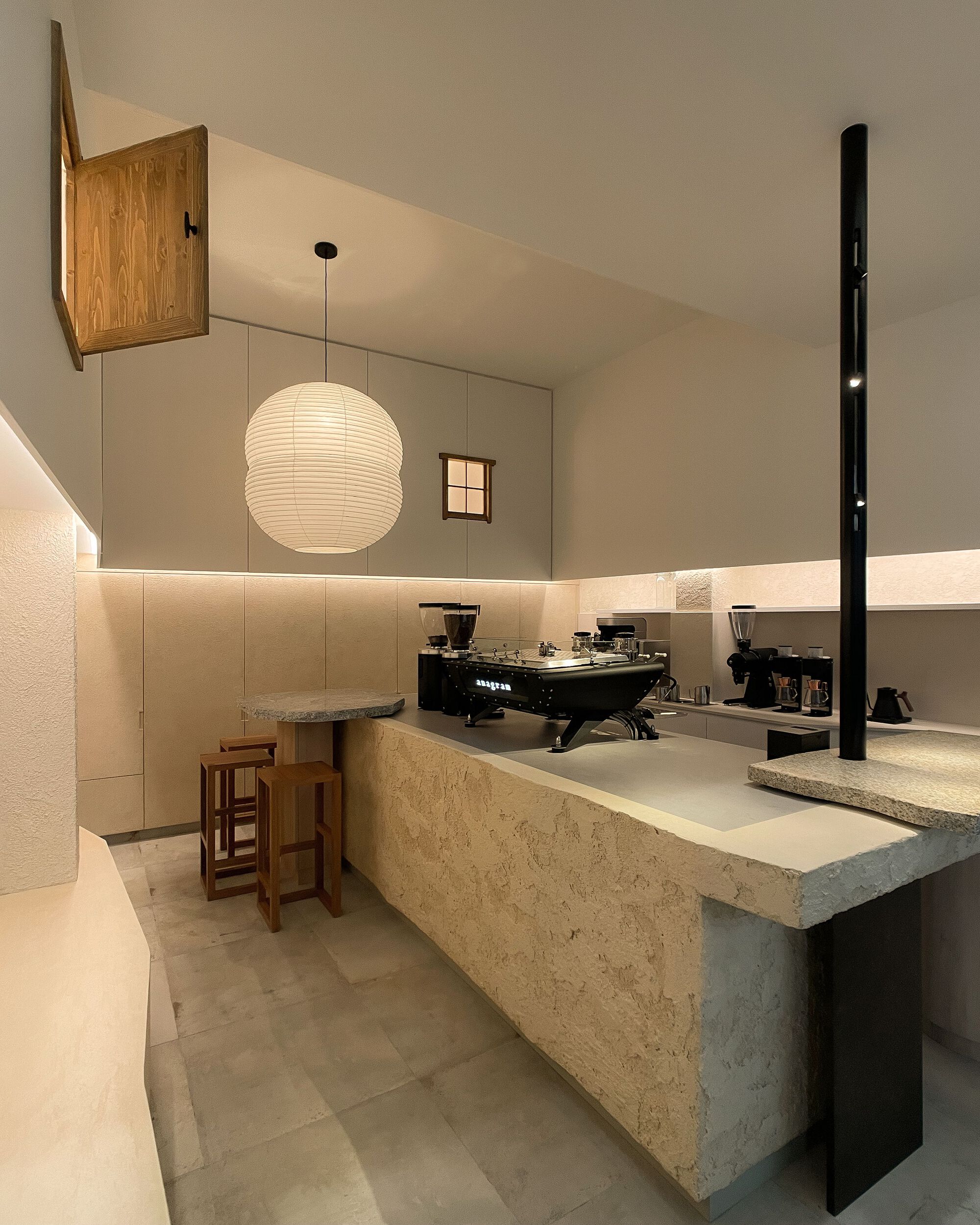 Gallery of Anagram Coffee / Tristan & Ju - 16