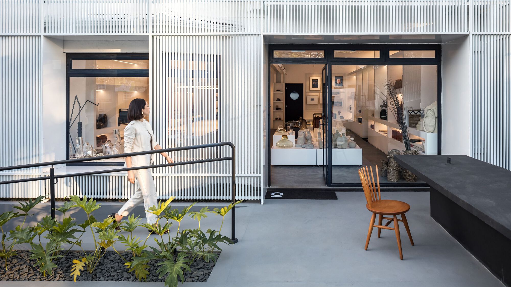 Galeria de ÔDA Design Store / Solo Arquitetos + Isis Virmond ...