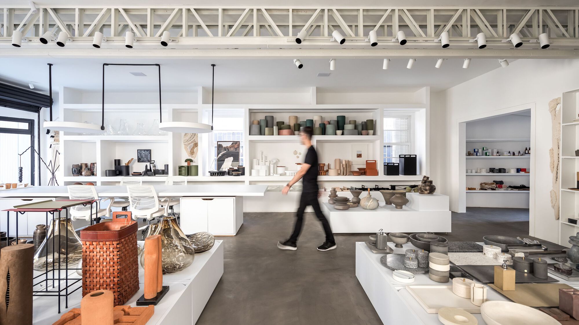 Galeria de ÔDA Design Store / Solo Arquitetos + Isis Virmond ...