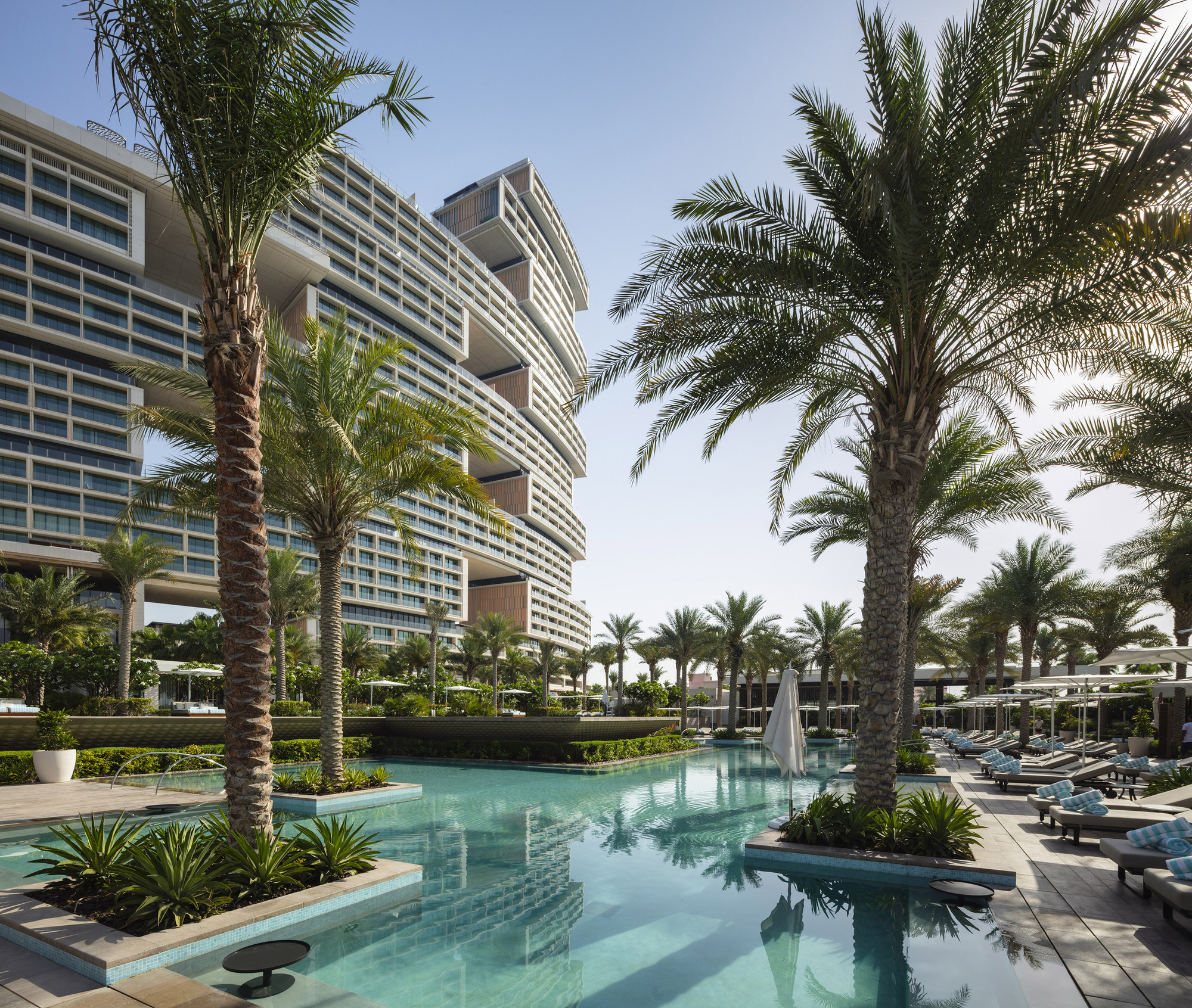 Gallery of Atlantis The Royal / KPF - 15