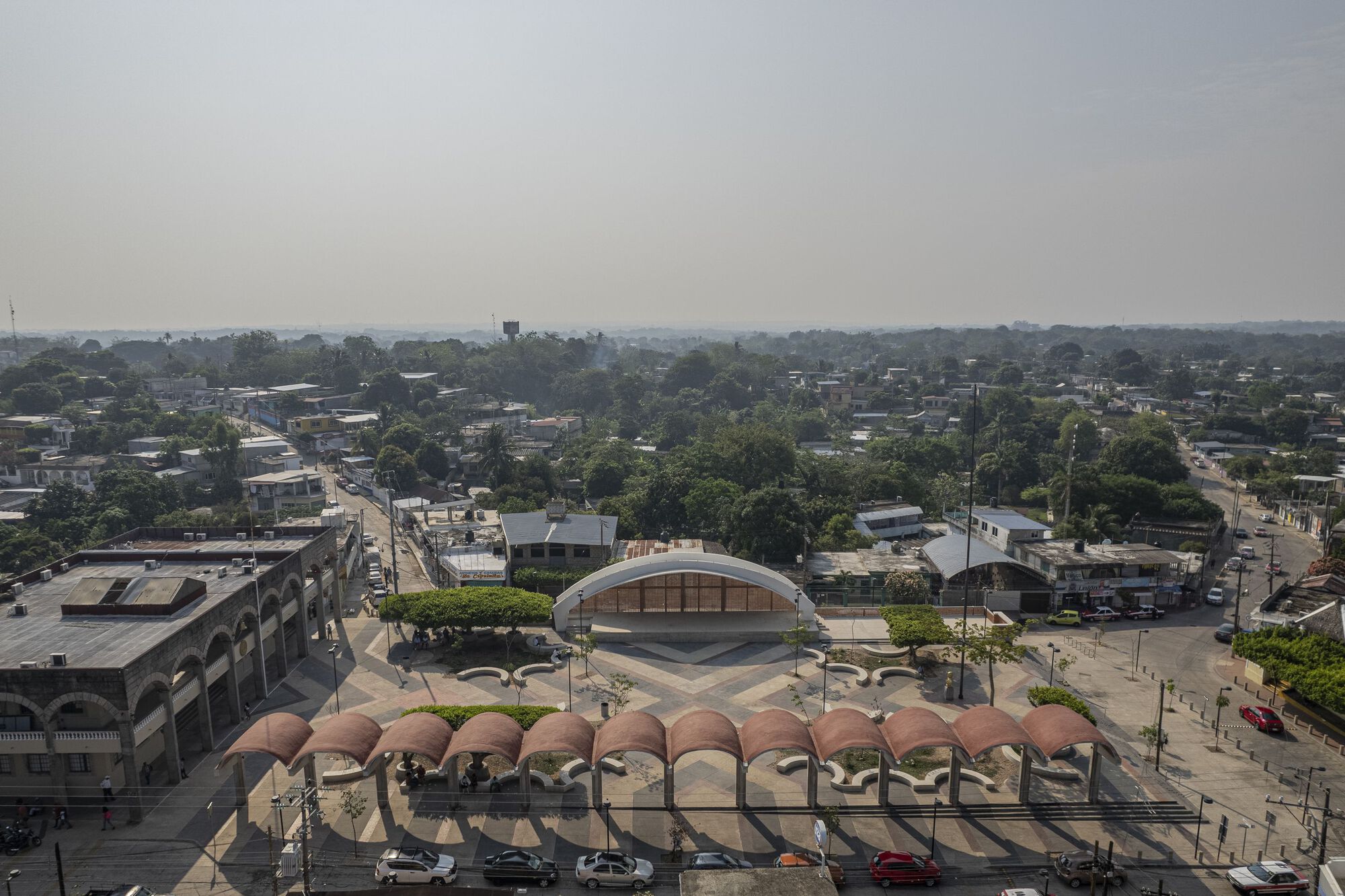 Gallery of Cosoleacaque Main Plaza / Colectivo MX + Gabriel Konzevik ...