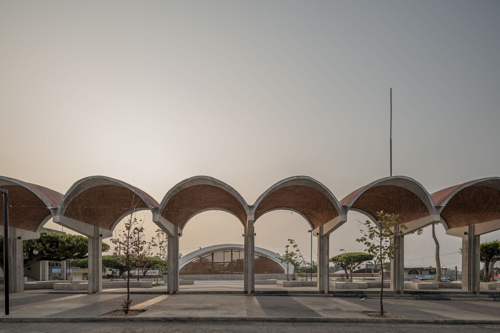 Gallery of Cosoleacaque Main Plaza / Colectivo MX + Gabriel Konzevik ...