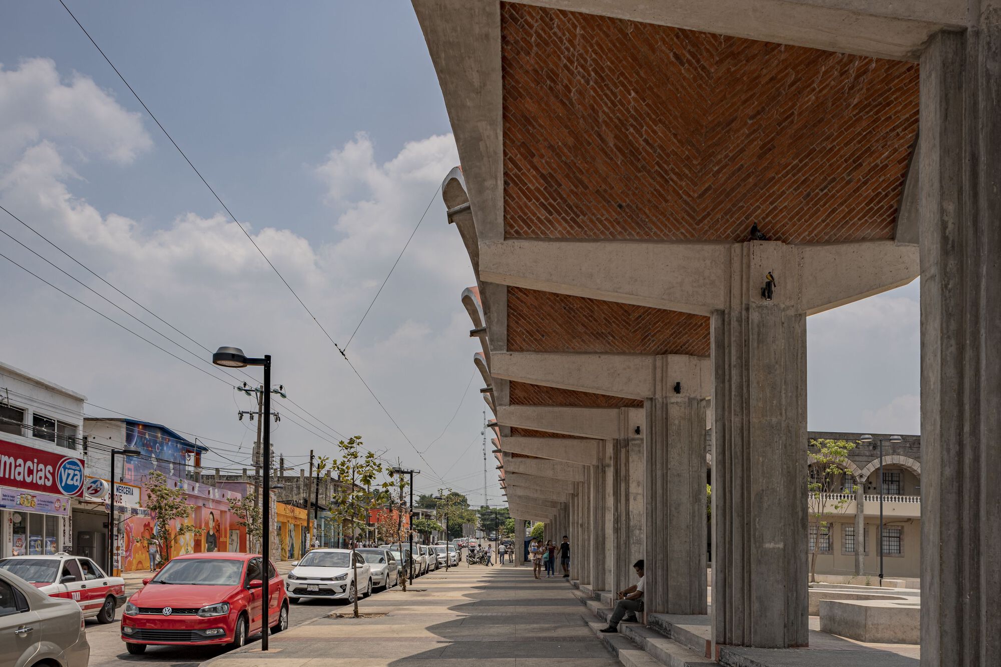 Gallery of Cosoleacaque Main Plaza / Colectivo MX + Gabriel Konzevik ...