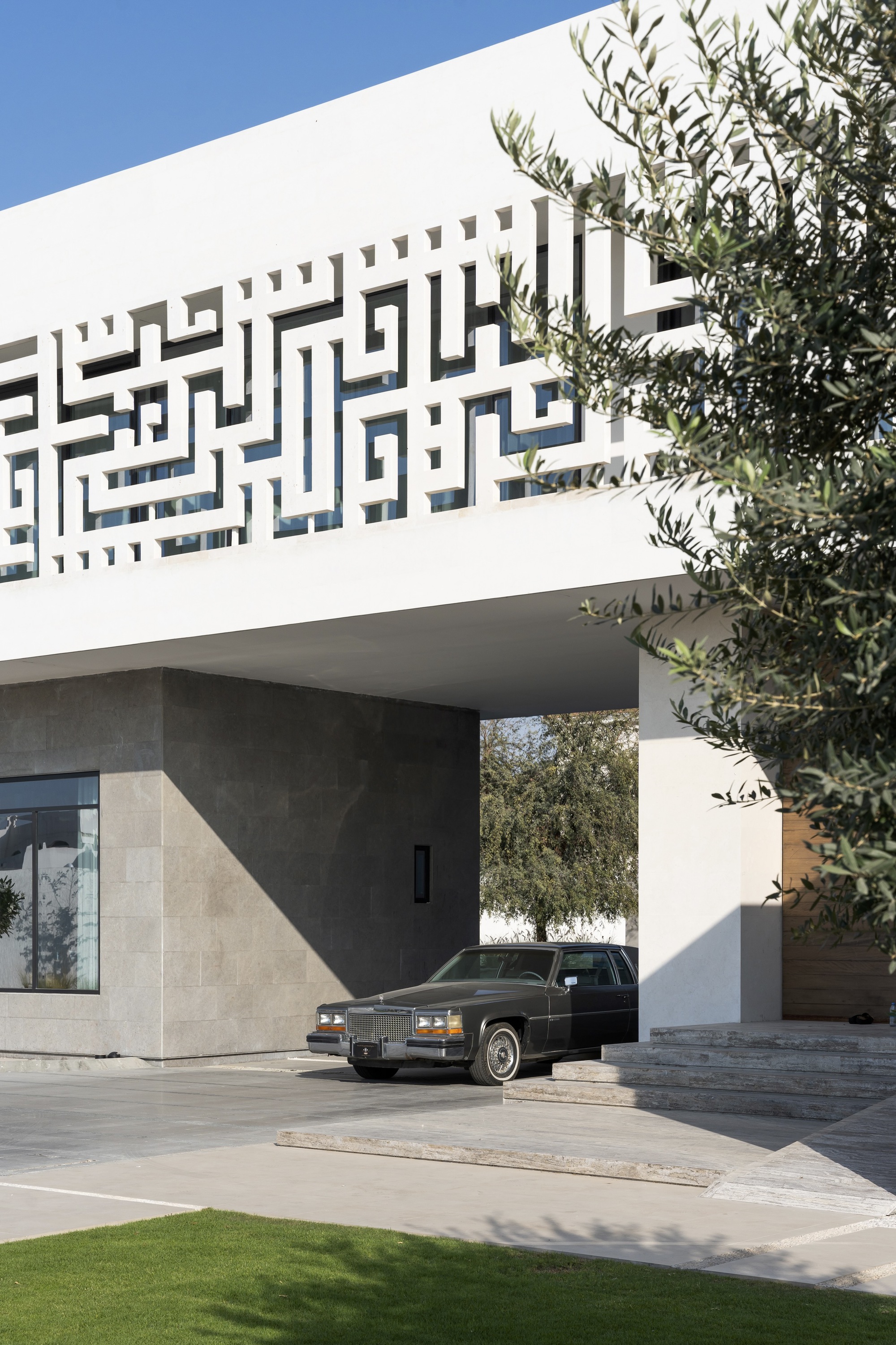 Gallery of Villa Diwani / Shape Architecture Practice + Research - 17