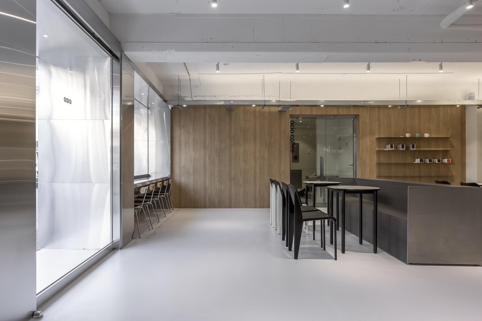 Gallery of ocio Coffee / studiomovement - 7