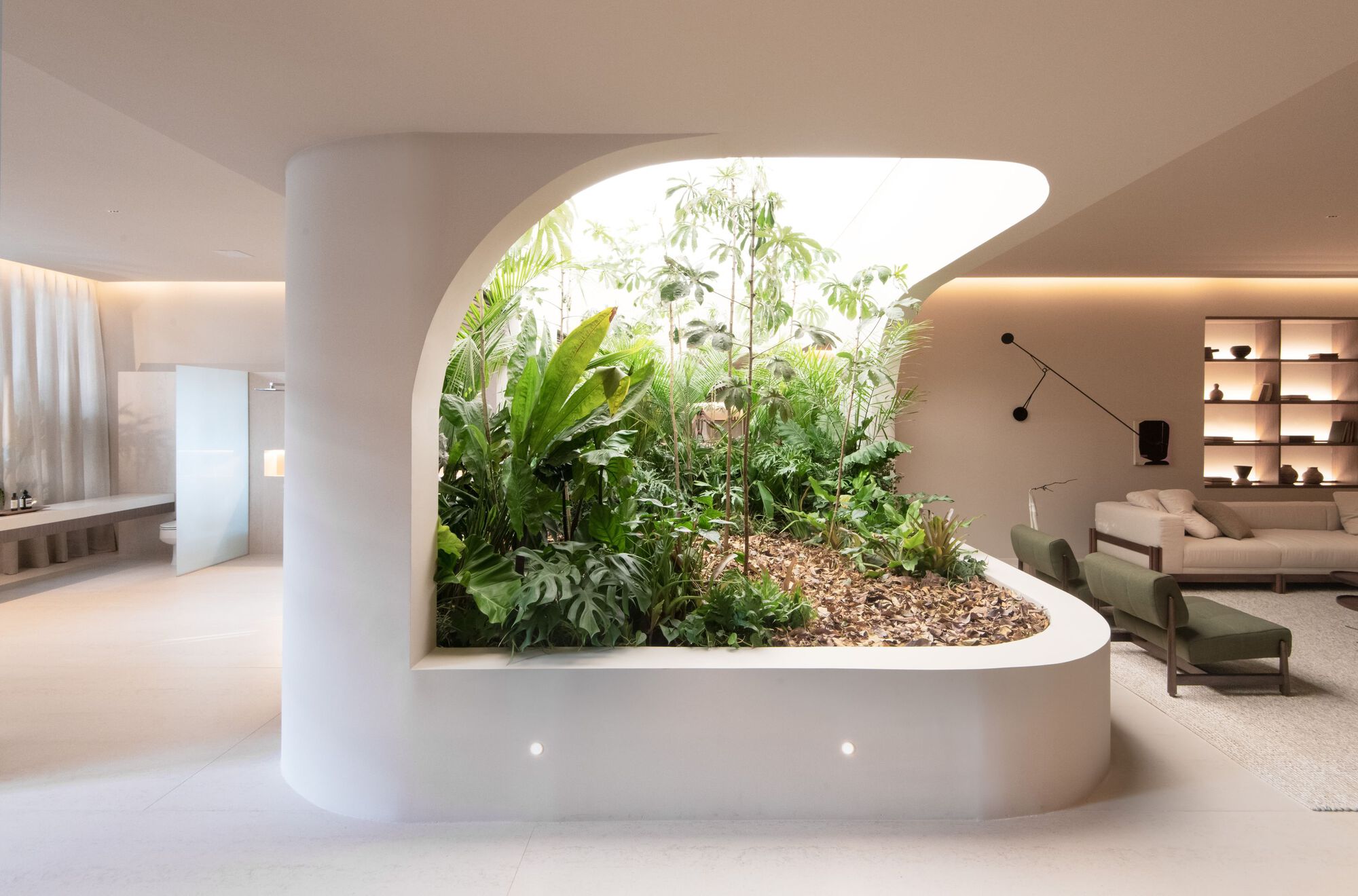 Gallery of Embaúba House / Lucas Takaoka - 12