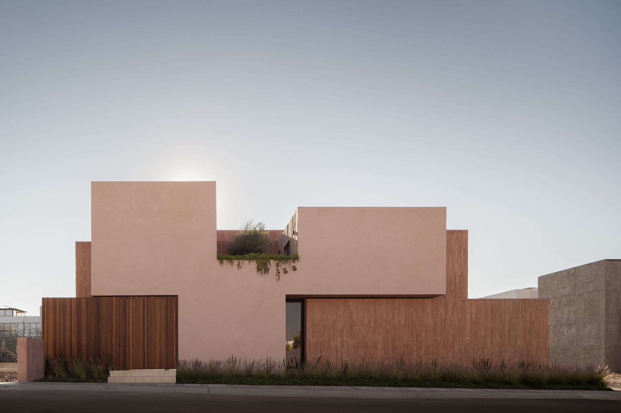 Gallery of Lujambio House / Jorge Garibay Arquitectos - 6