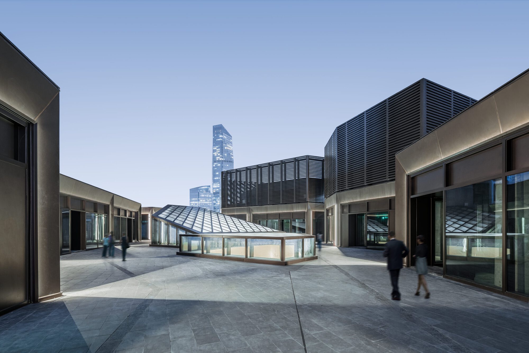 Gallery of City Within the City Commercial Building / gmp Architects - 17