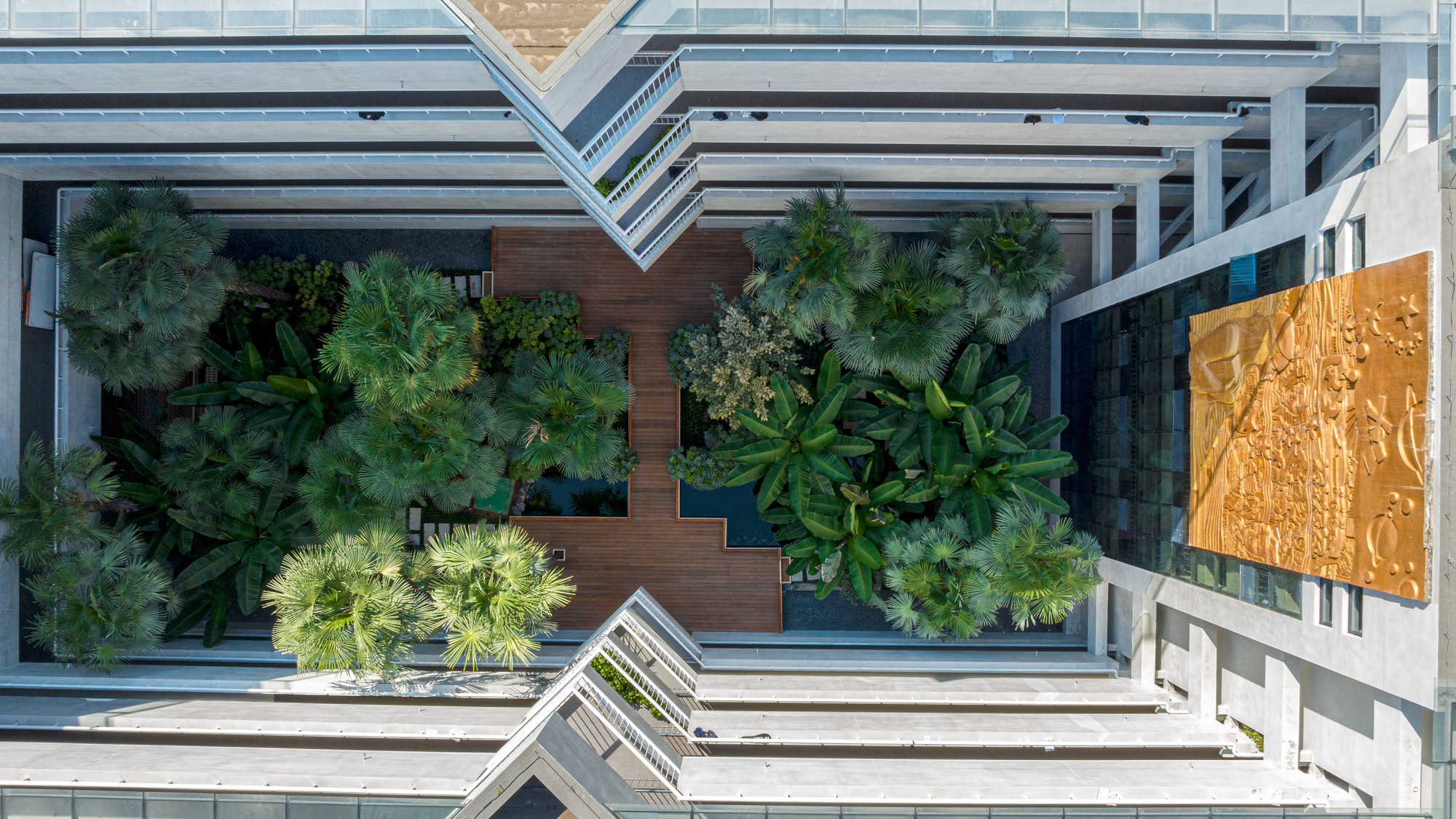 Gallery of Xi'an Gaoxin No.1 High School Expansion and Social Shared ...