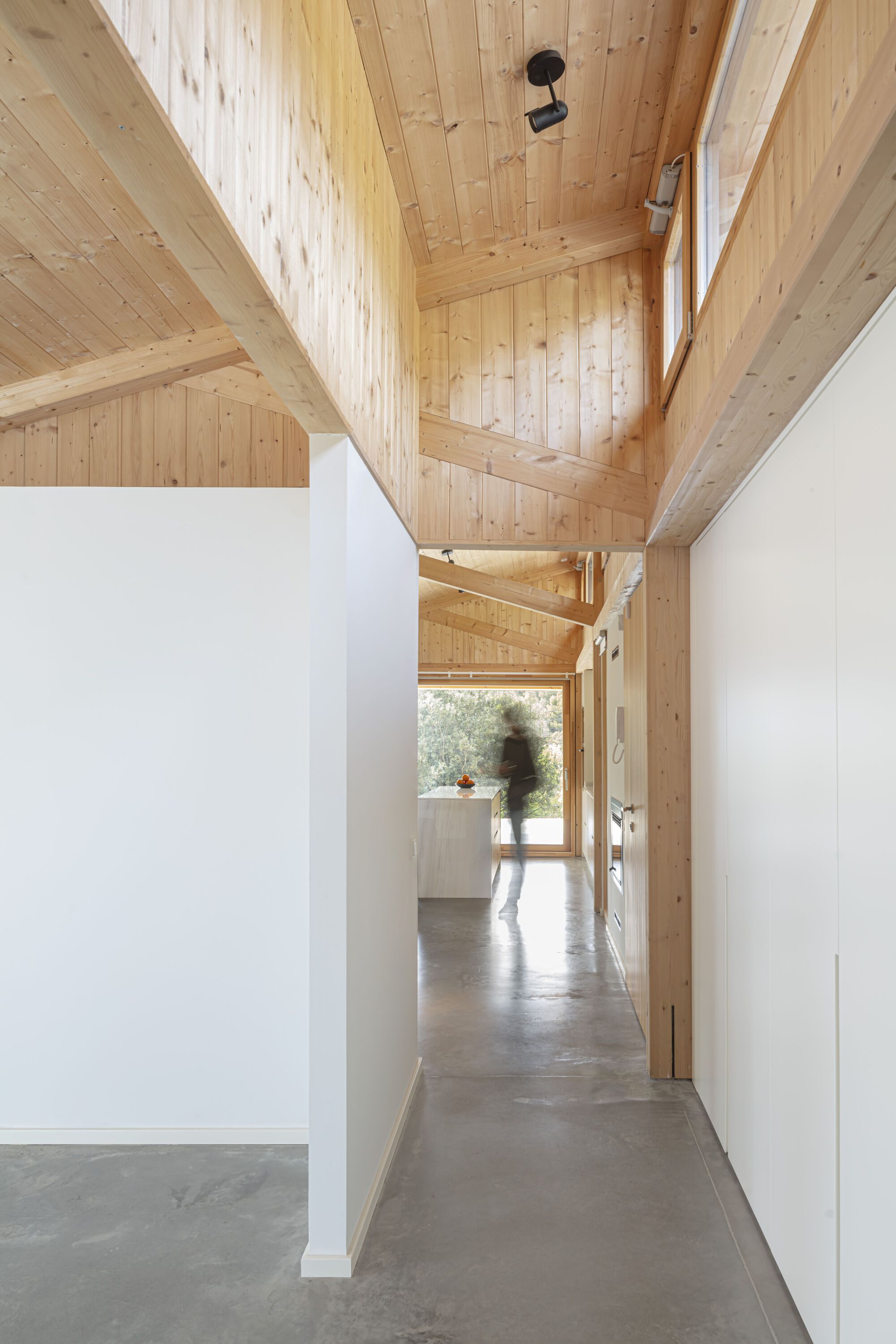 Gallery of GE House / Alventosa Morell Arquitectes - 10