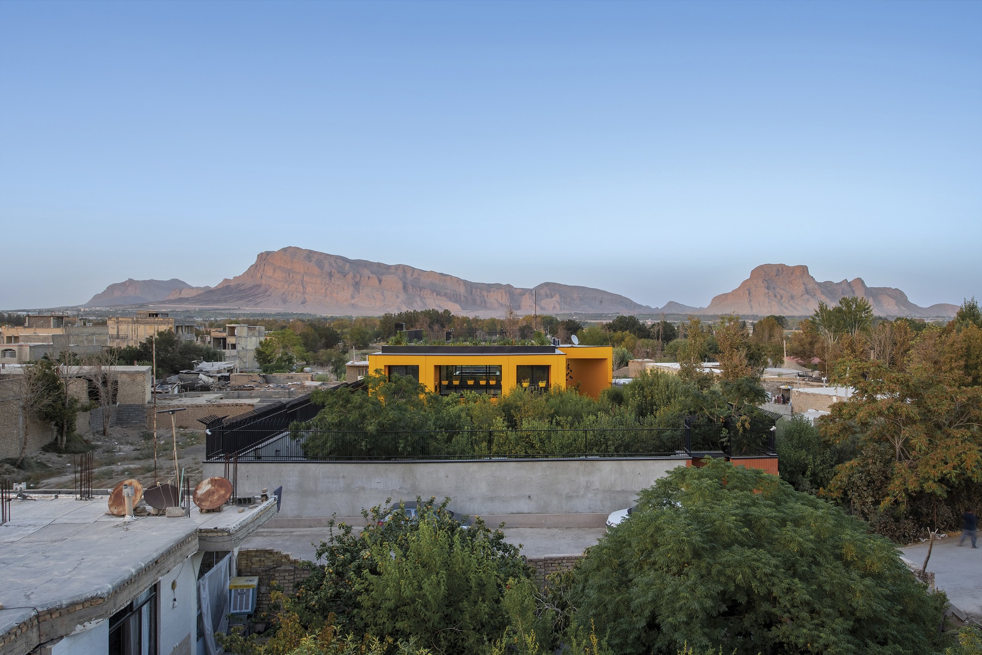 Gallery of Rashnan Villa House / HAMAAN Studio - 3