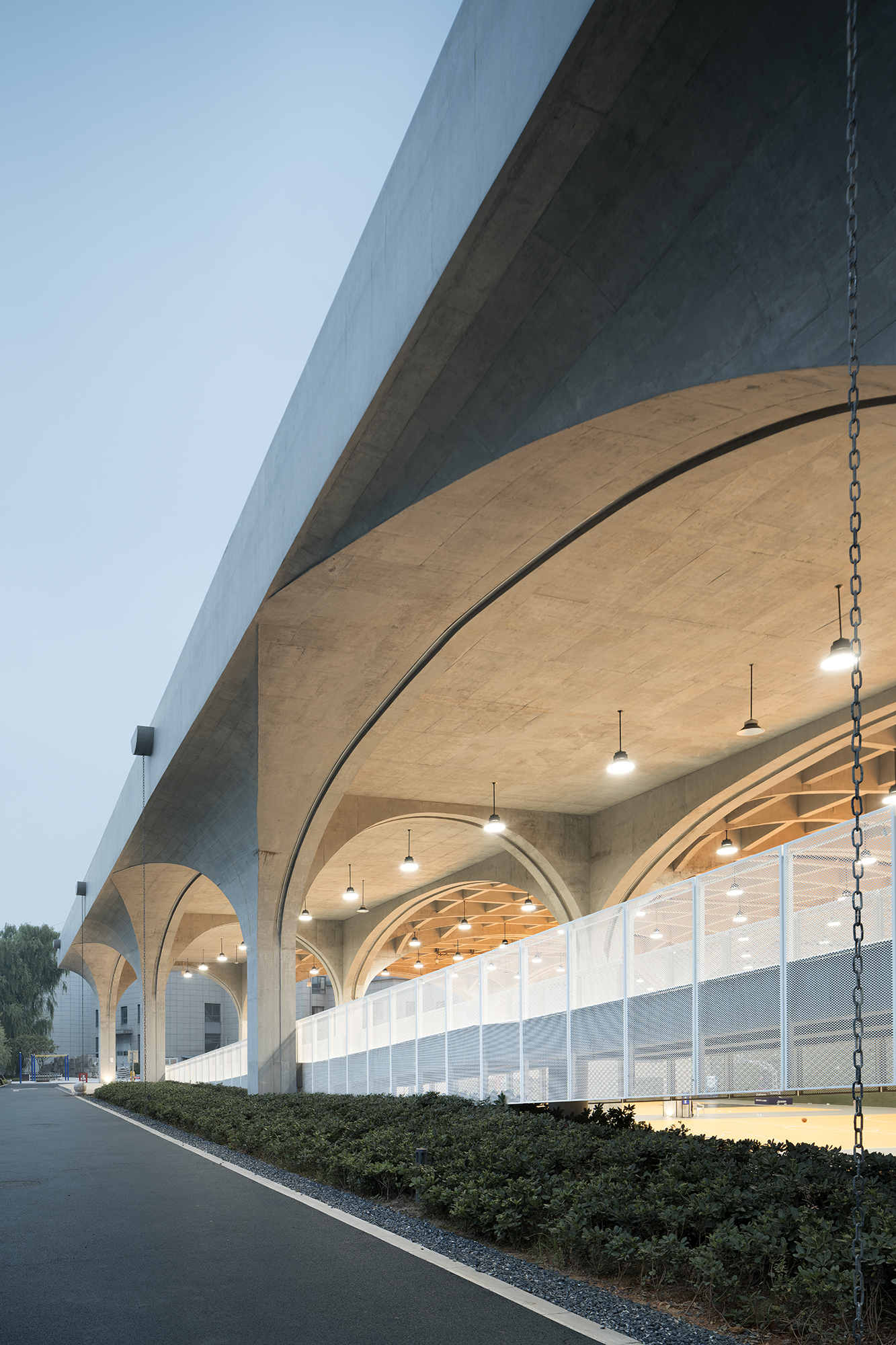 Gallery of Indoor Sports Field of Shaoxing University / UAD - 11