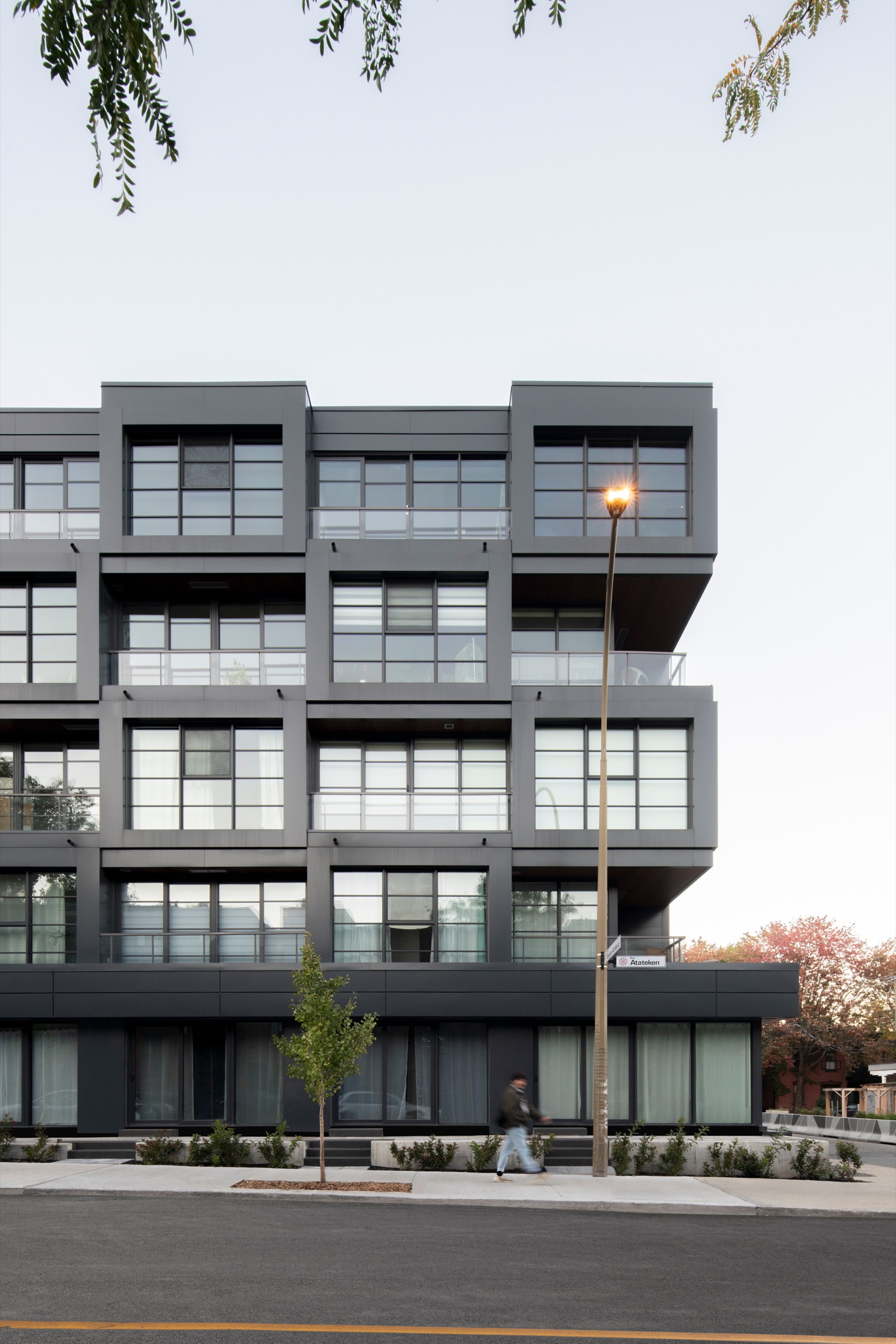 Gallery of Carré des Arts / Sid Lee Architecture + ADHOC architectes - 6