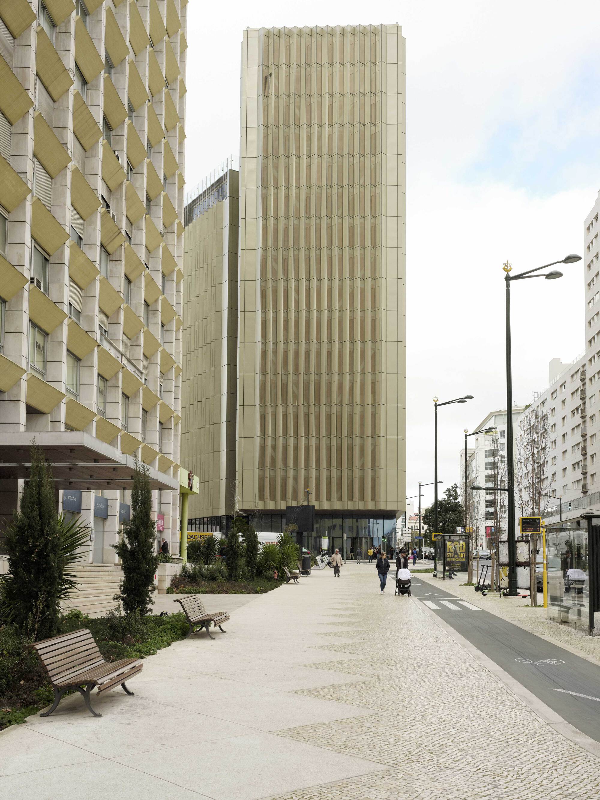 Galeria de "Como que a partir do desenho de um edifício se pensa a cidade?": Entrevista com ...