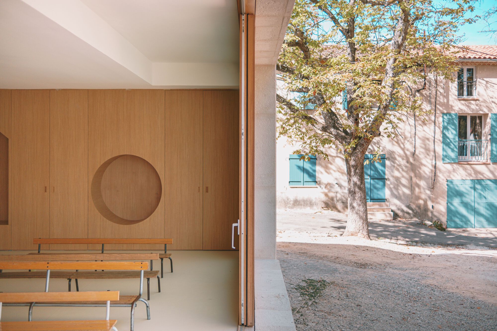 Gallery of Fossil Building at Cabriès School / Amelia Tavella - 28