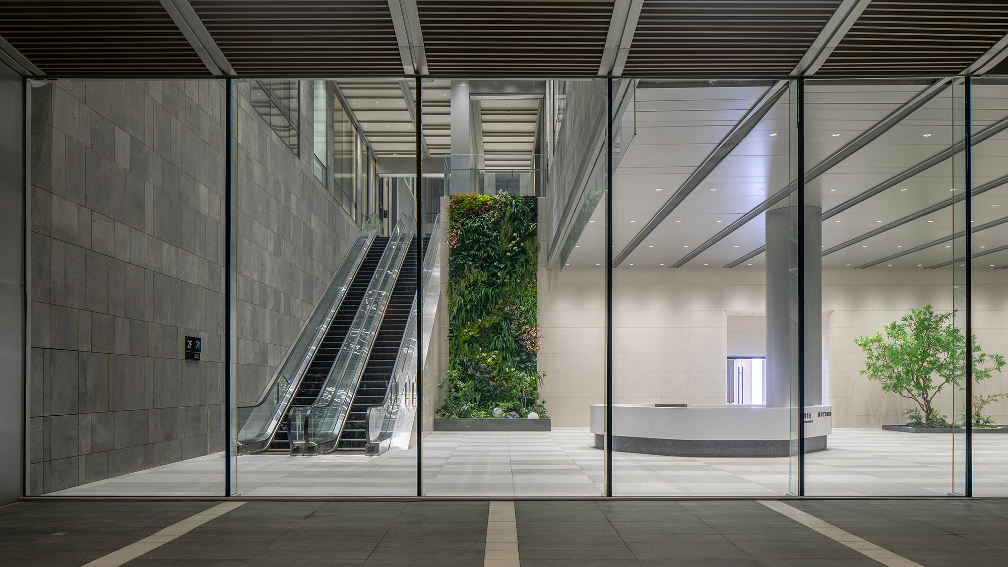 Gallery of Beijing Poly Plaza / Kokaistudios - 24