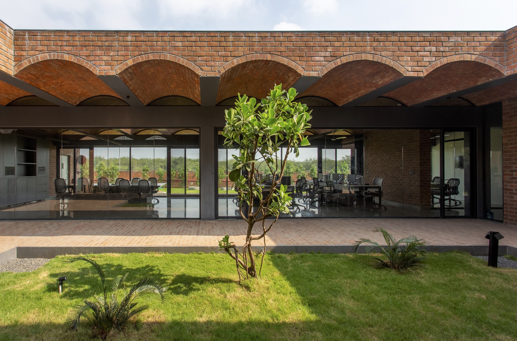 Gallery of Metallic Bellows Factory Office / KSM Architecture - 7