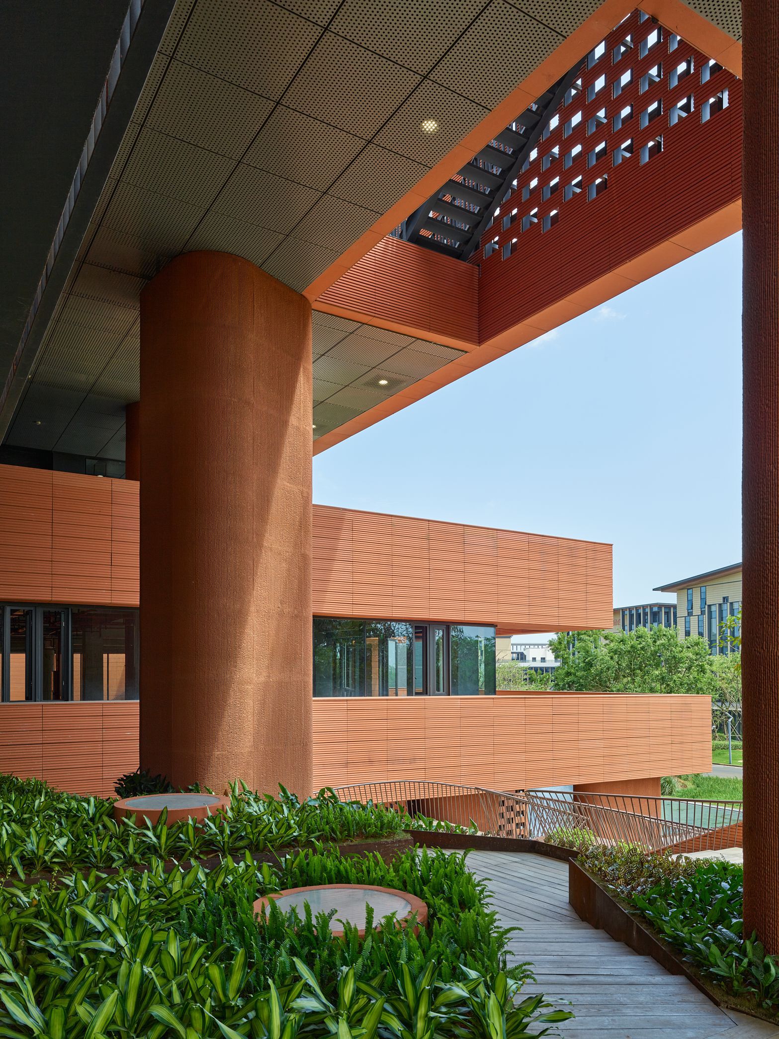 Gallery of RSC (Resort Software Community) Building / THAD SUP Atelier - 19