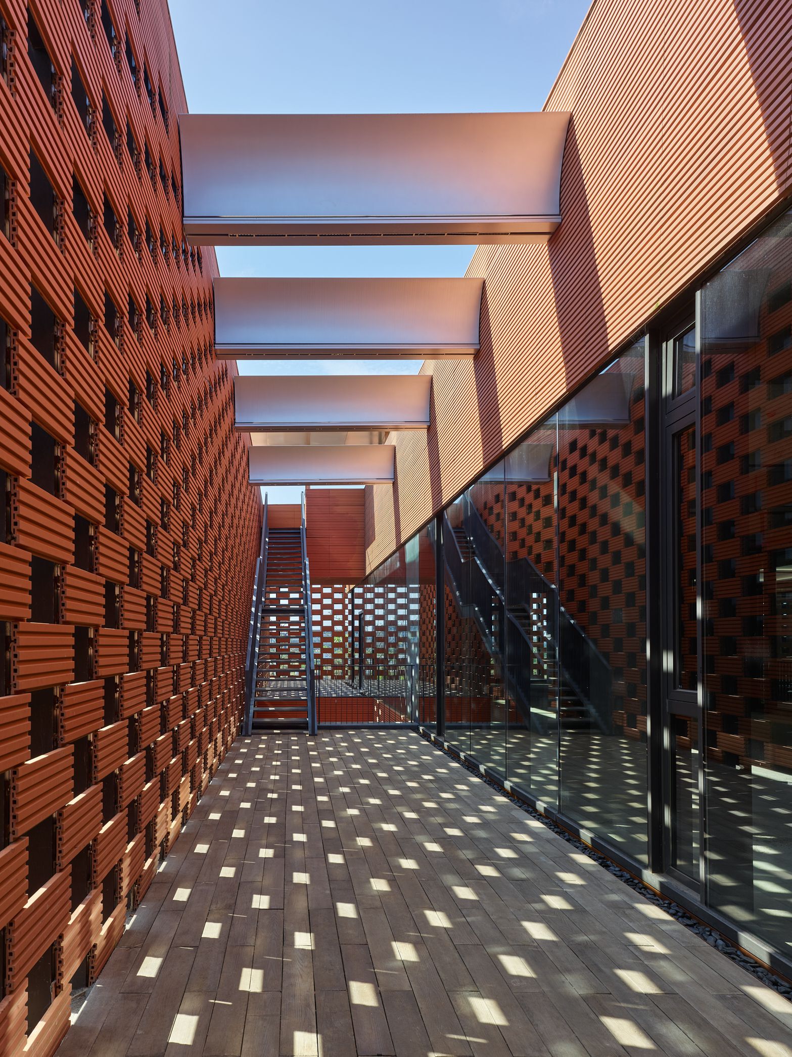 Gallery of RSC (Resort Software Community) Building / THAD SUP Atelier - 26