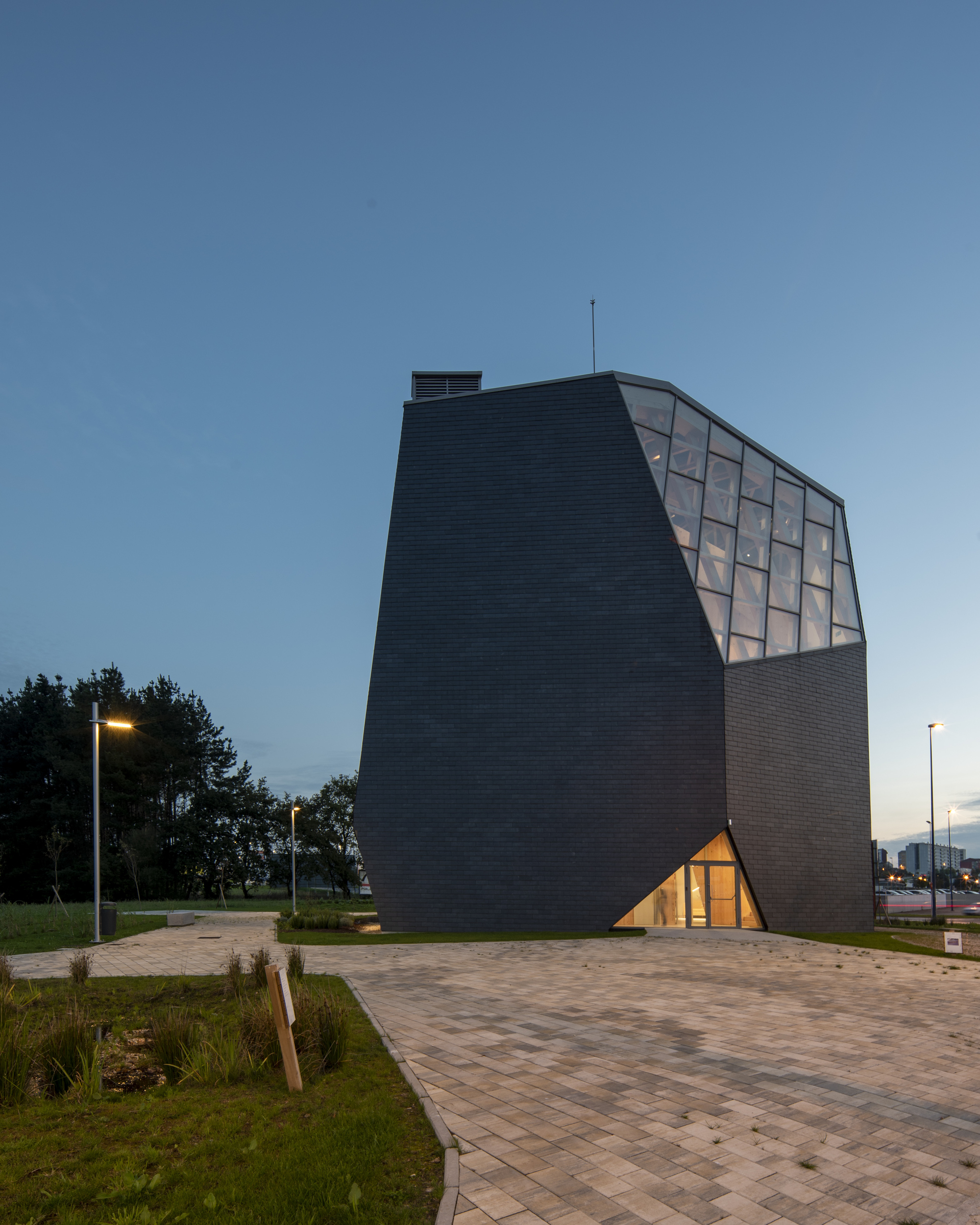 Gallery of Sustainable Building Models: An Eco-Friendly Structure in ...