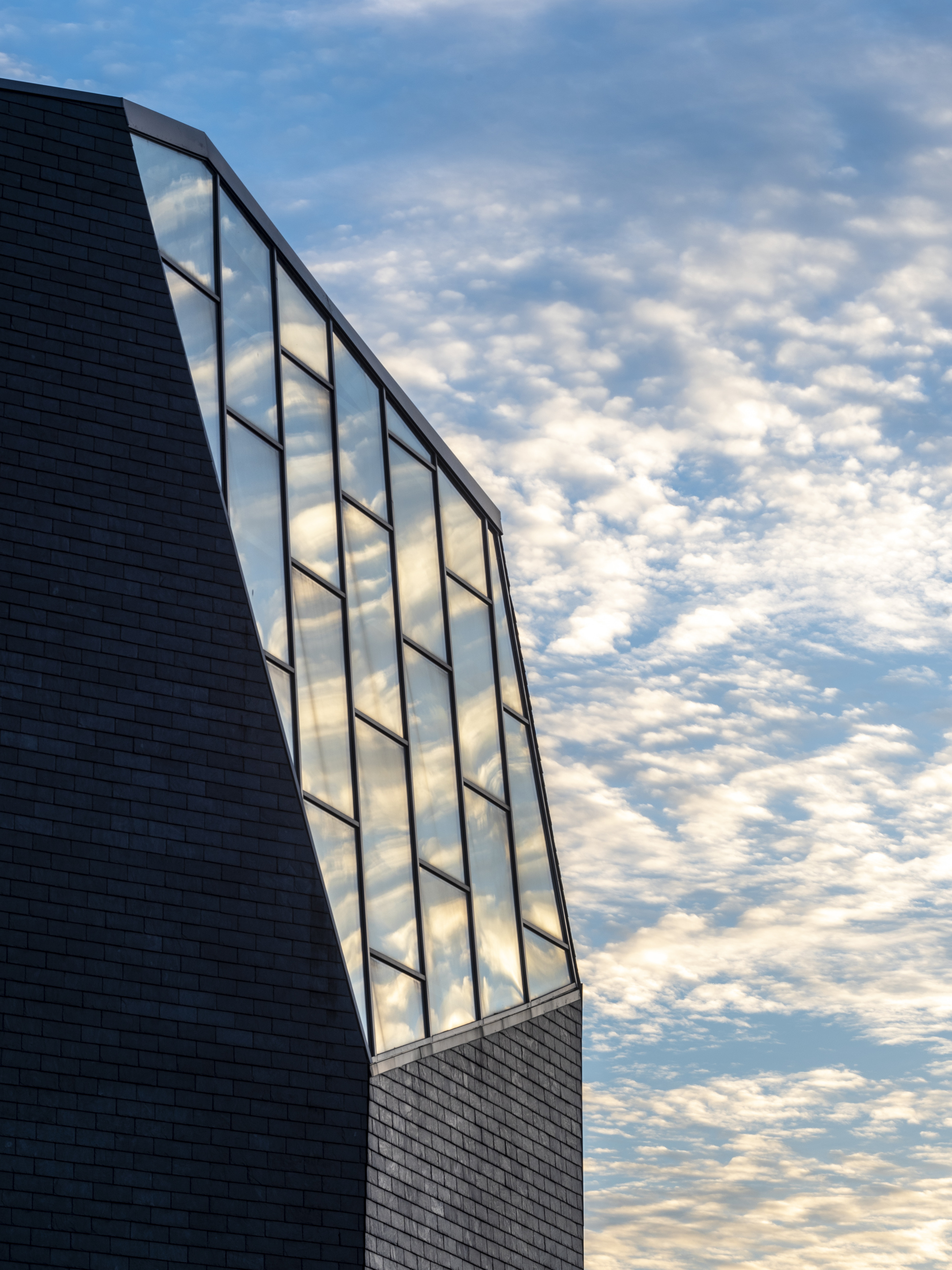 Gallery of Sustainable Building Models: An Eco-Friendly Structure in ...