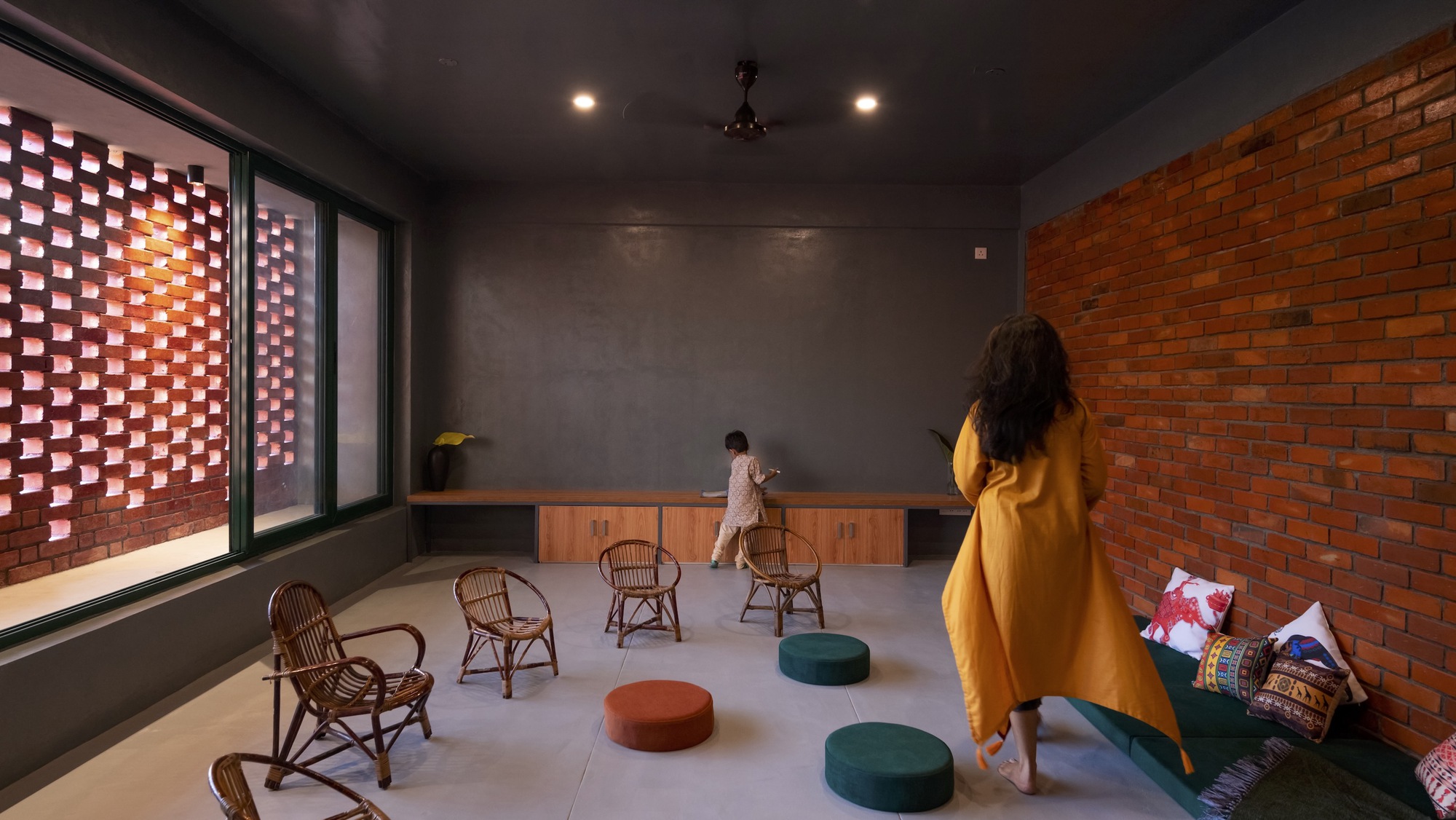 Gallery of The Reading Room / A N Design Studio - 13