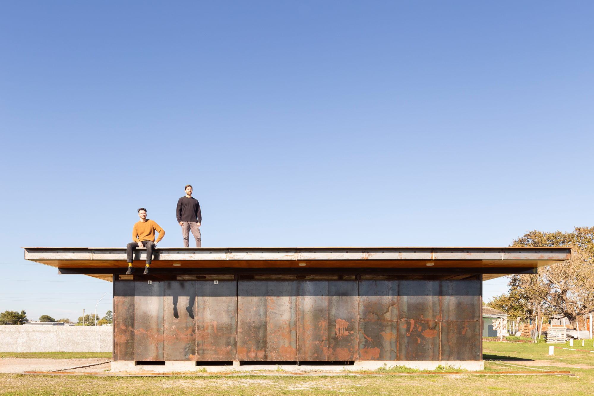 Galeria de Cidade Esportiva Fratelli / Andres Milos Arquitectos + Boris ...