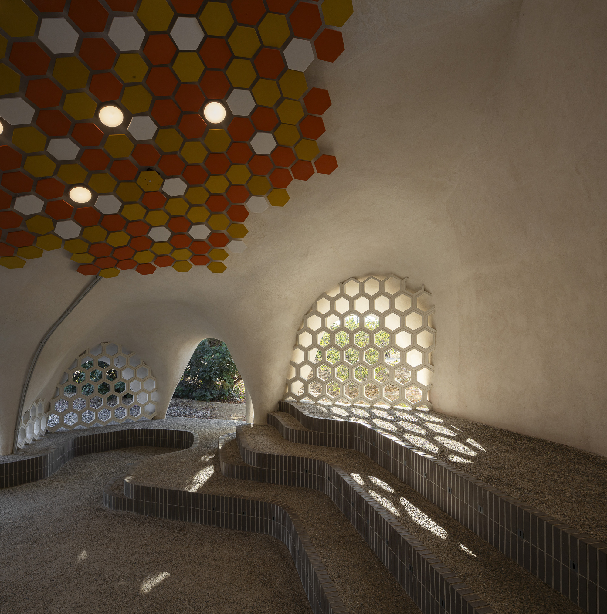 Gallery of Pavilion E4. Efficient Outdoor Educational Space / Juan ...