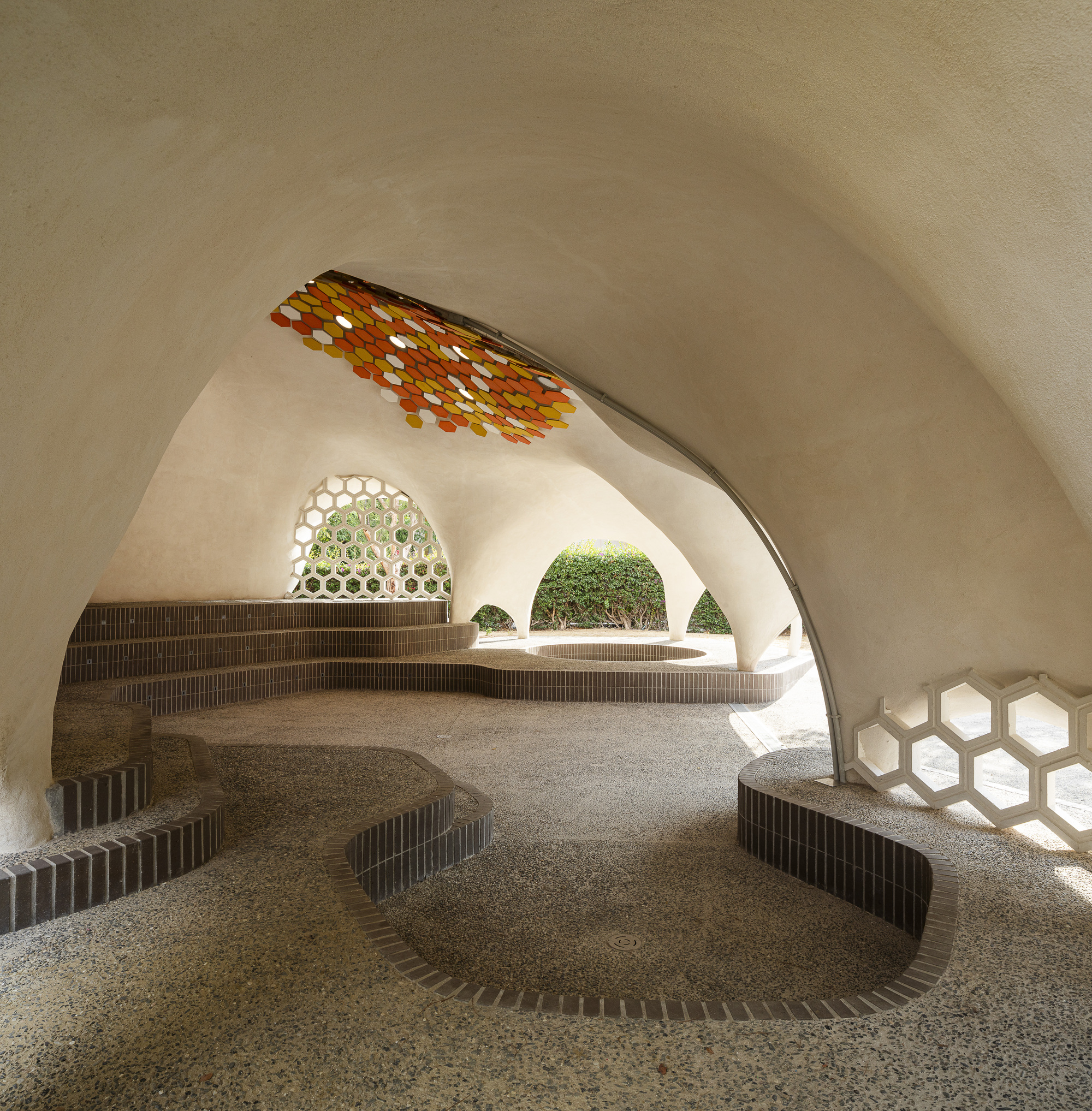 Gallery of Pavilion E4. Efficient Outdoor Educational Space / Juan ...