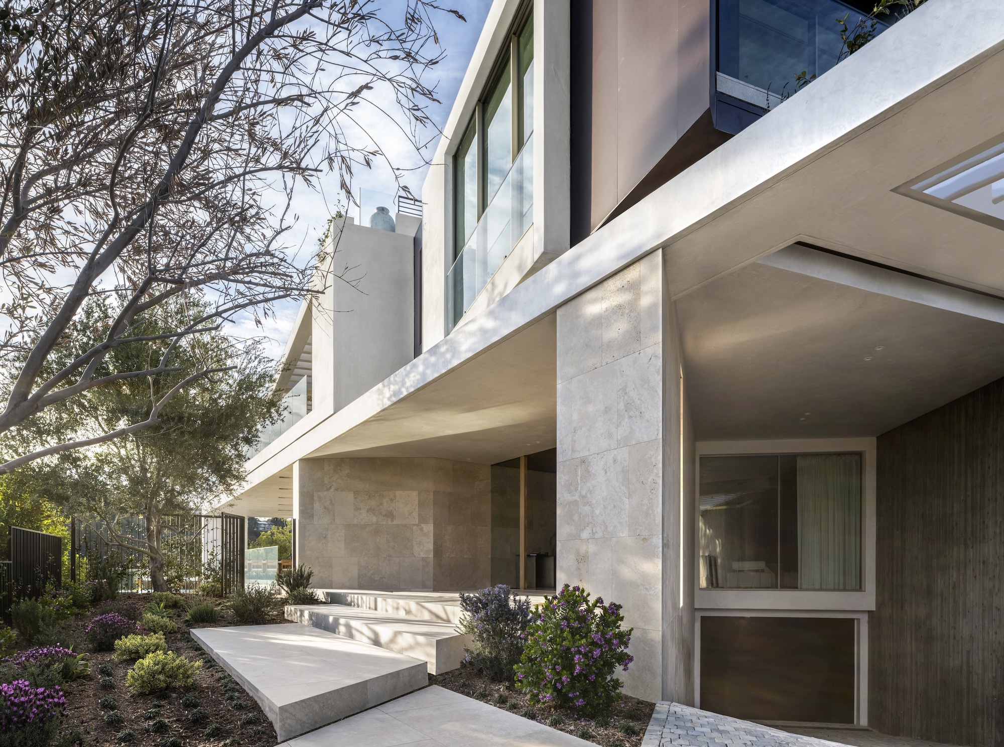 Gallery of Stradella Ridge House / SAOTA - 7