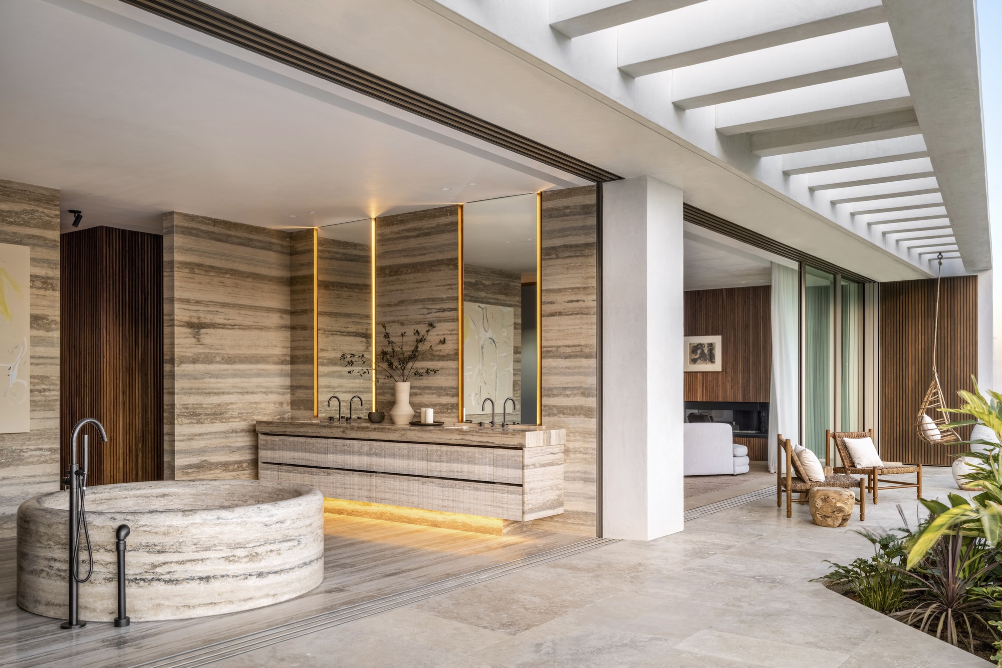 Gallery of Stradella Ridge House / SAOTA - 11