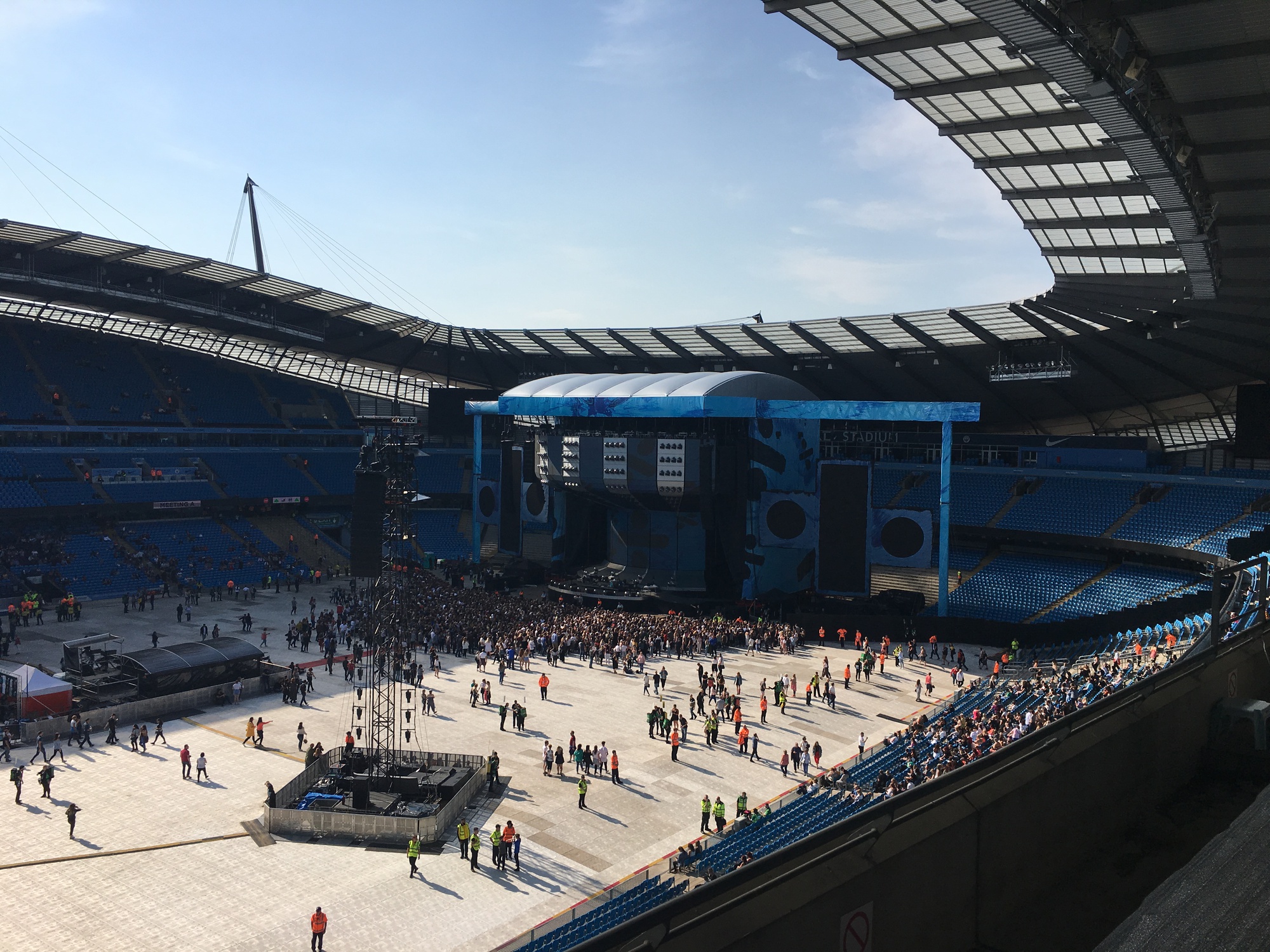 Gallery of Beyond the Stage: Urban Impacts of Mega Concerts - 9