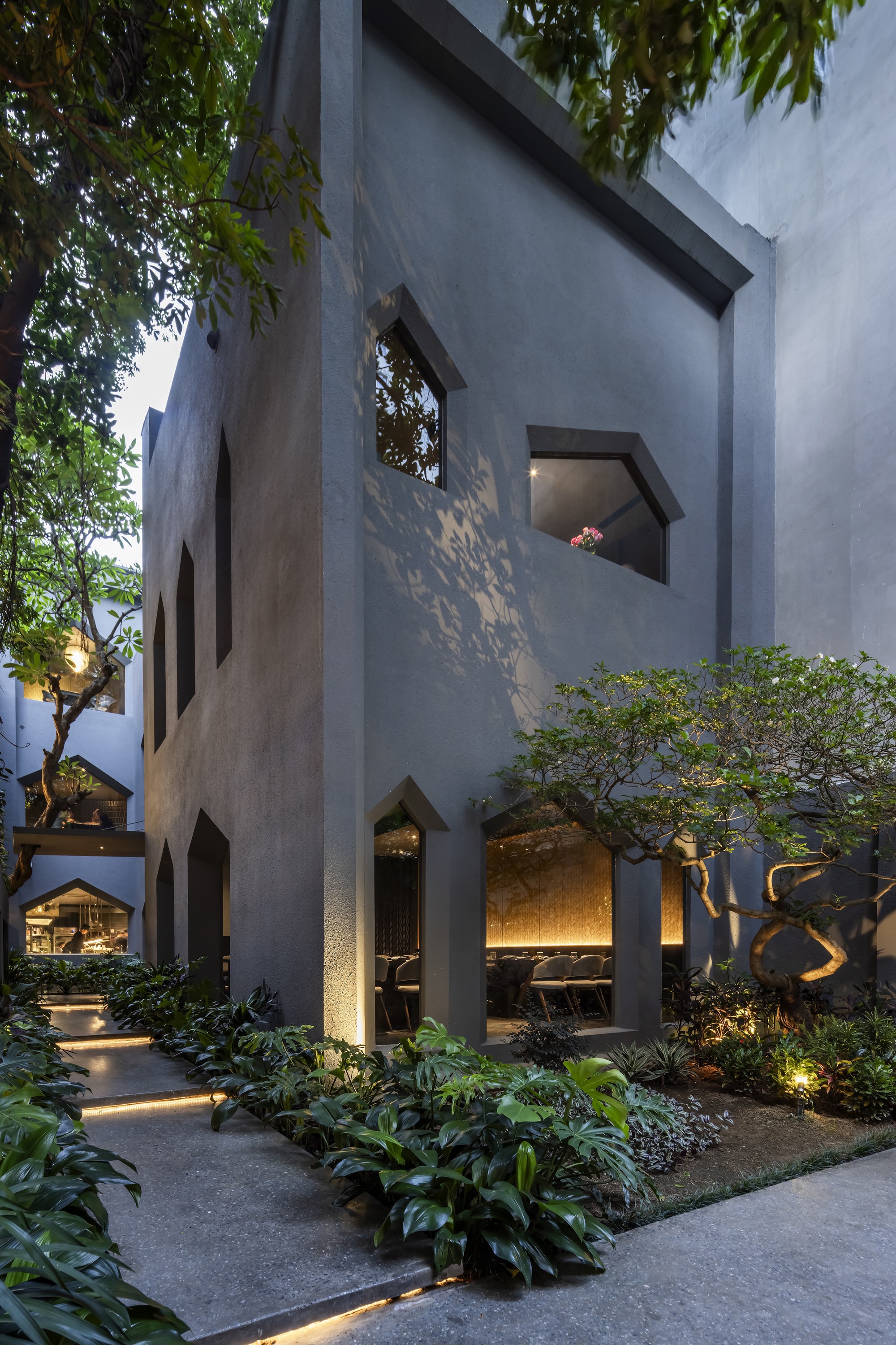 Gallery of Crystal Restaurant / NH Village Architects - 9