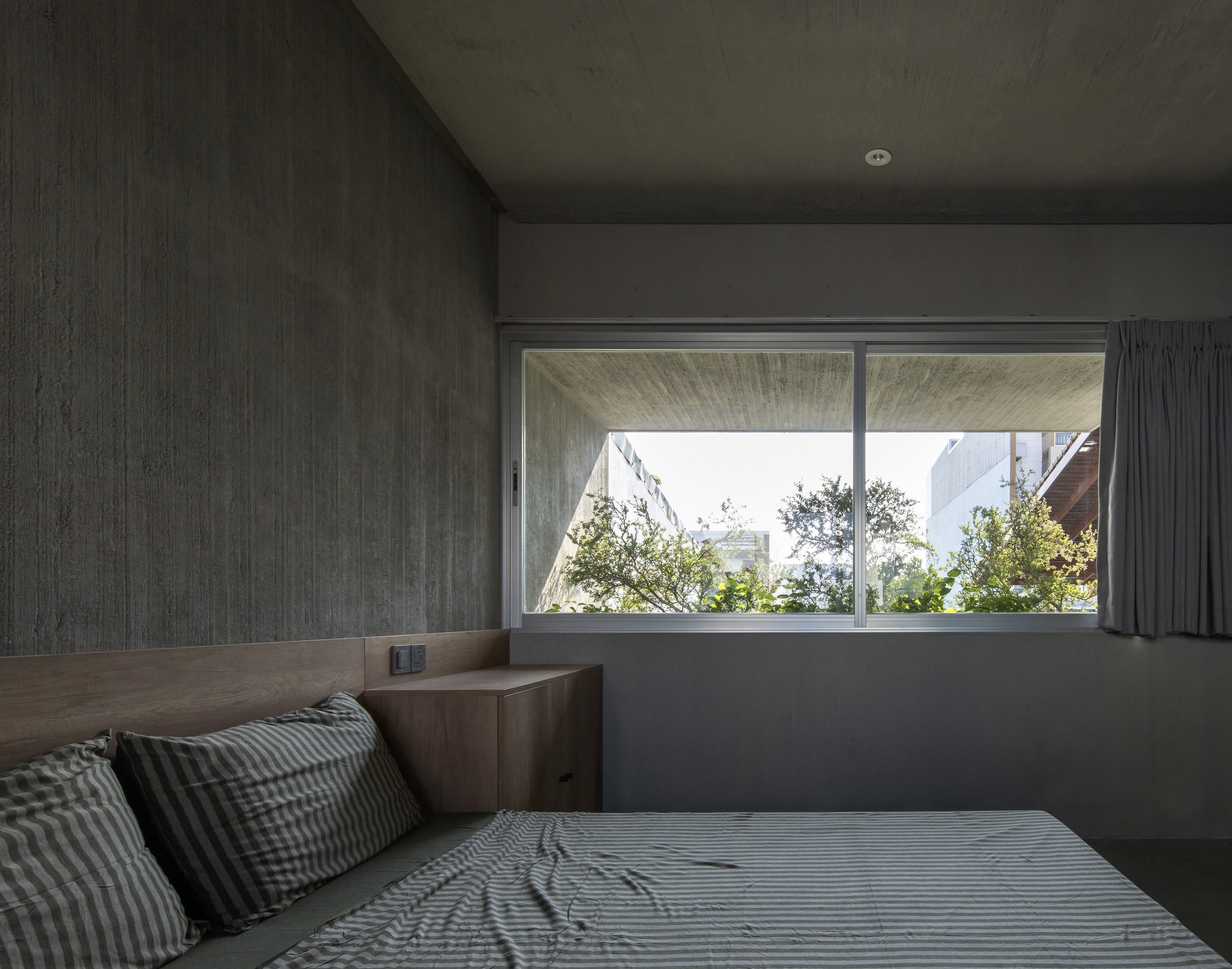 Gallery of Nhà Hương House / H-H Studio - 14