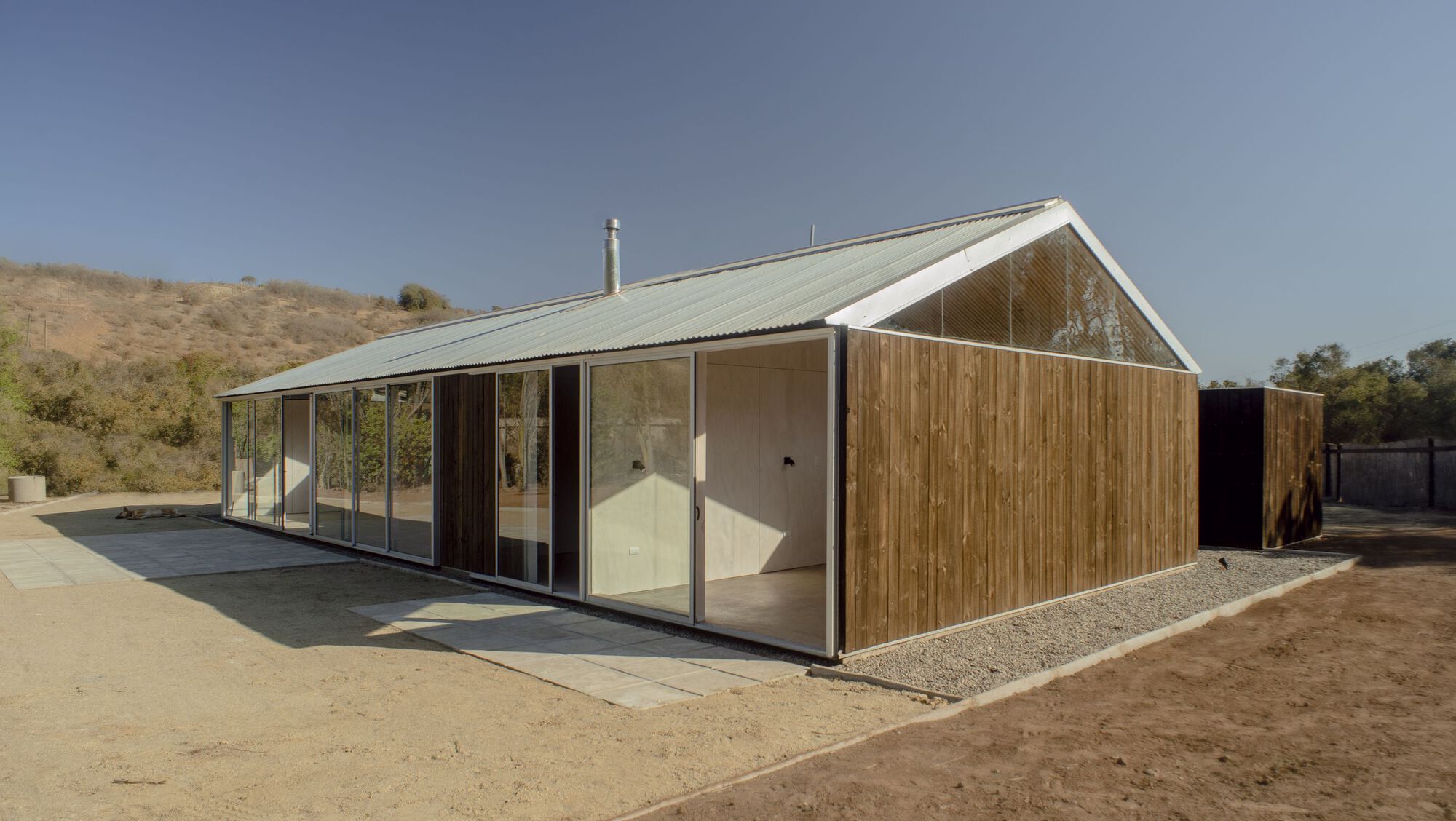 Gallery of La Laguna House / Fantuzzi + Rodillo Arquitectos - 2