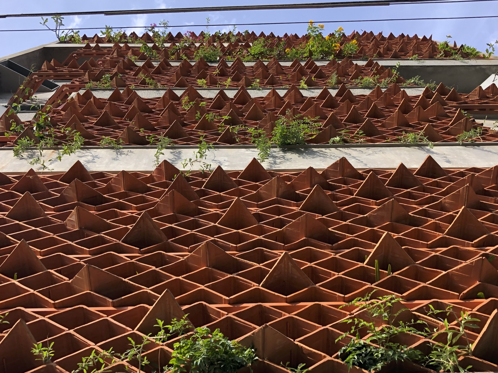 Gallery of Terra Comb Residential Building / A Threshold - 13